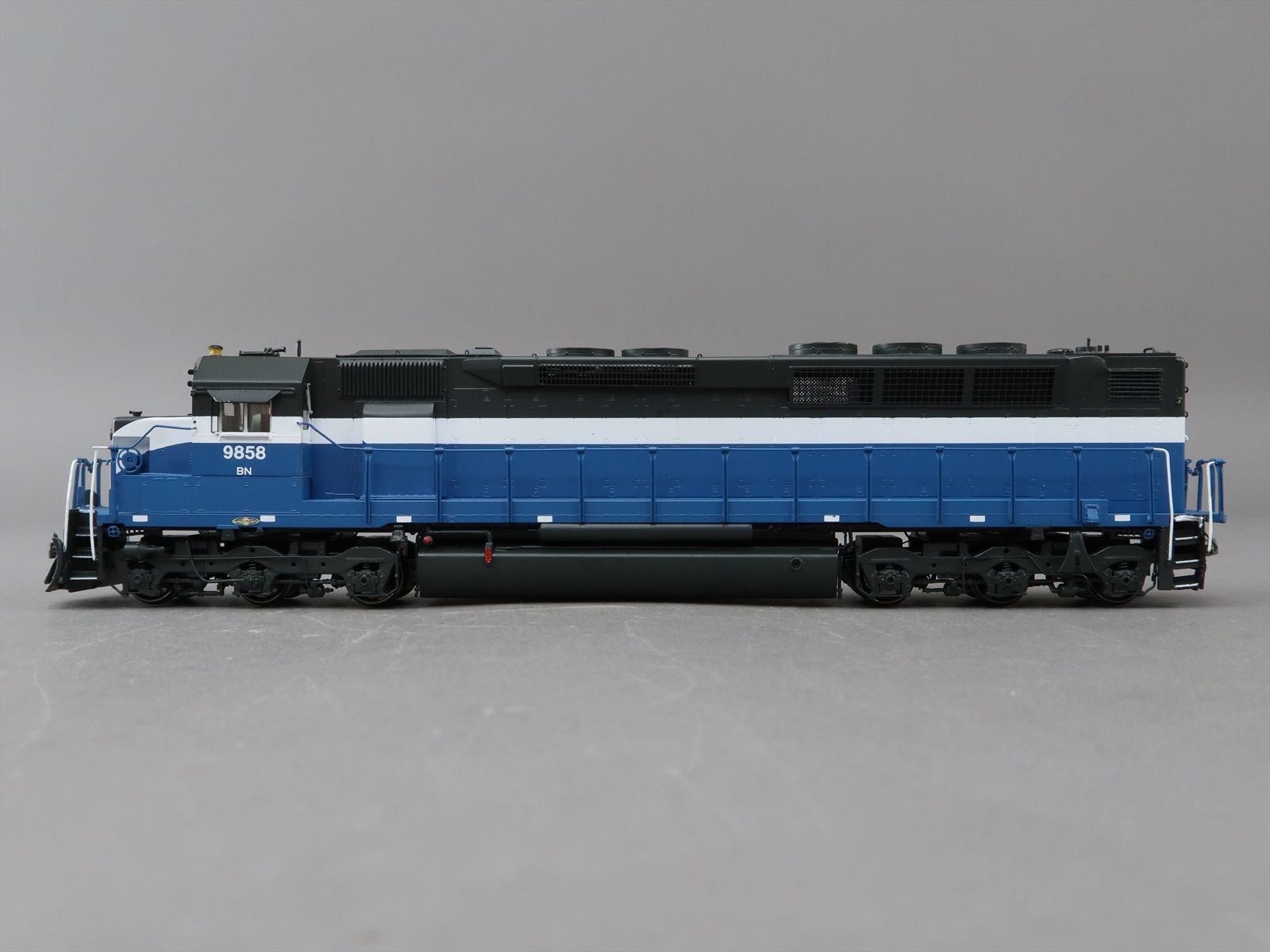 HO Brass Model - UTI 5007-2 BN Burlington Northern Big Sky Blue SDP-45 #9858 - F/P - 2010 Run ...