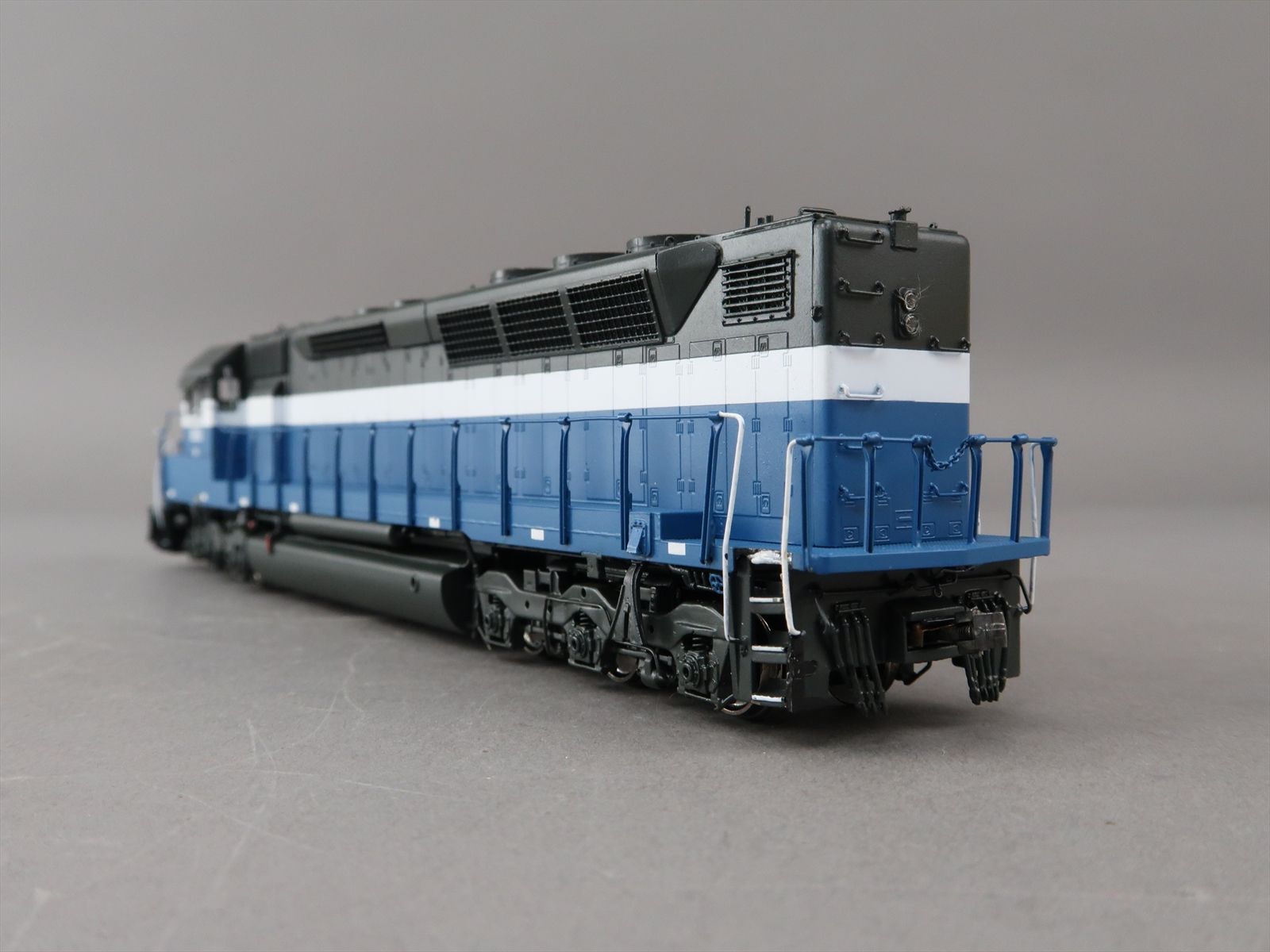 HO Brass Model - UTI 5007-2 BN Burlington Northern Big Sky Blue SDP-45 #9858 - F/P - 2010 Run ...