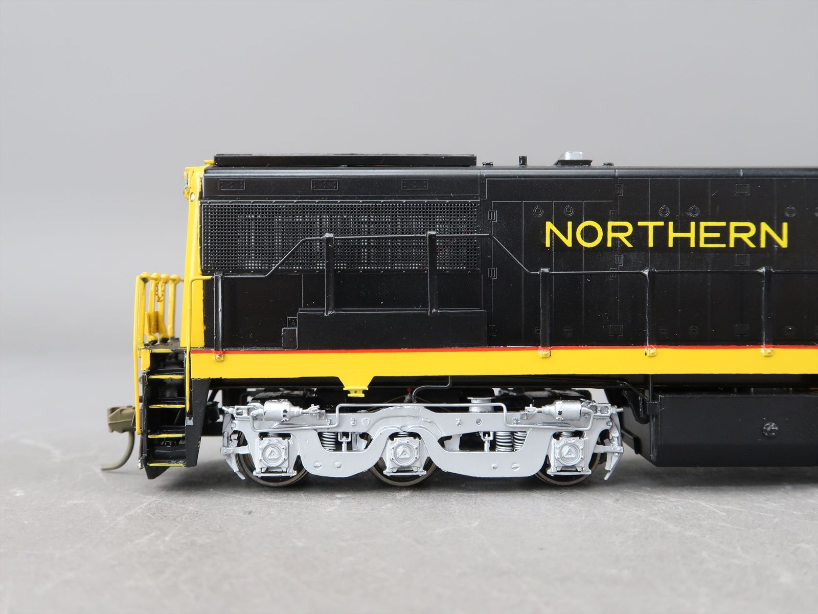 HO Brass Model - OMI 6265 NP Northern Pacific U25C Phase IIIa #2521 ...