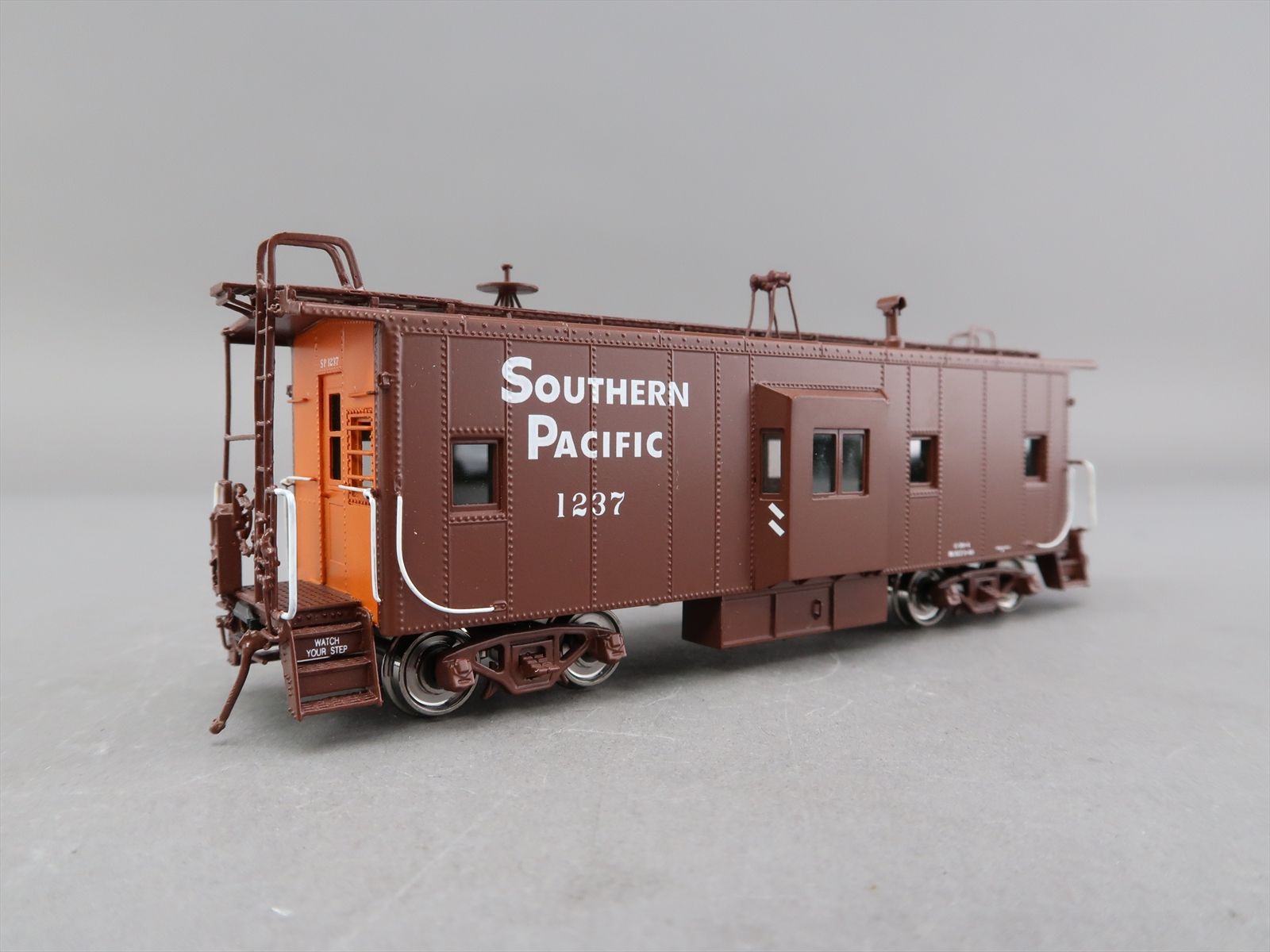 HO Brass Model - CIL 2402.1 SP Southern Pacific C-30-4 Caboose Bay ...