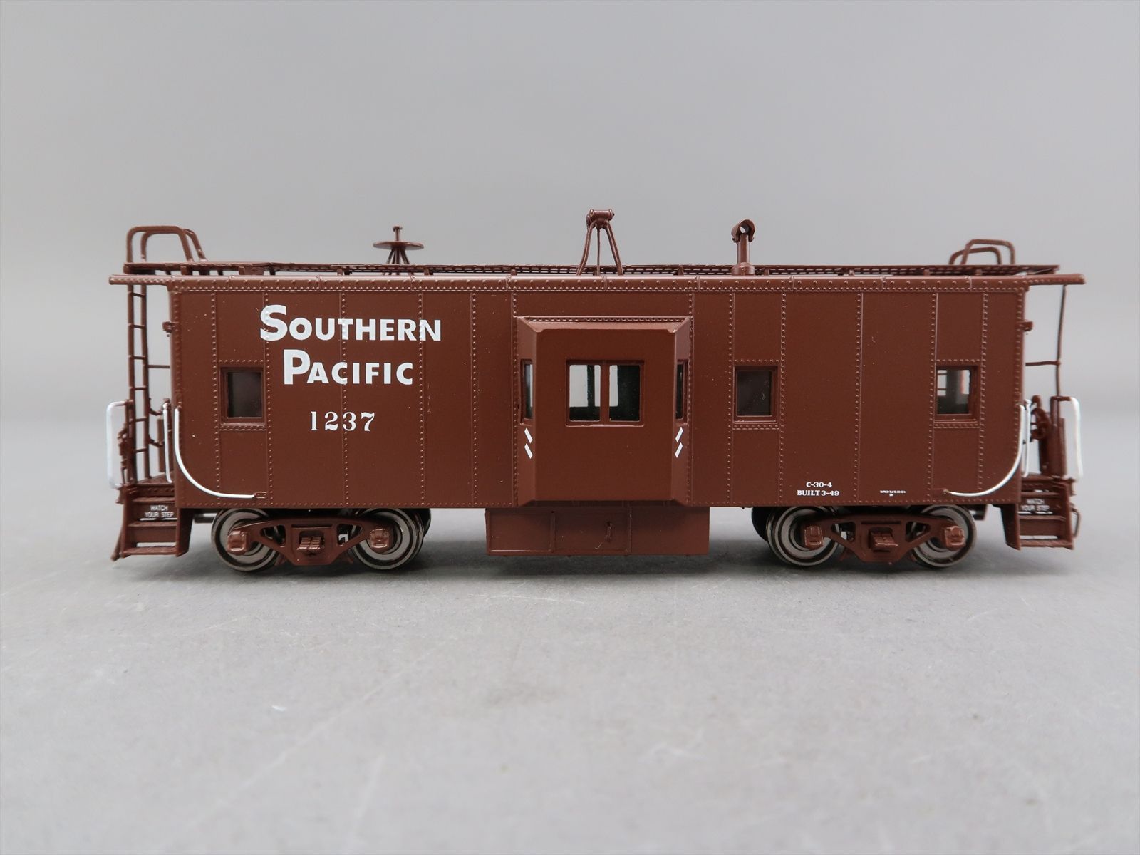 HO Brass Model - CIL 2402.1 SP Southern Pacific C-30-4 Caboose Bay ...