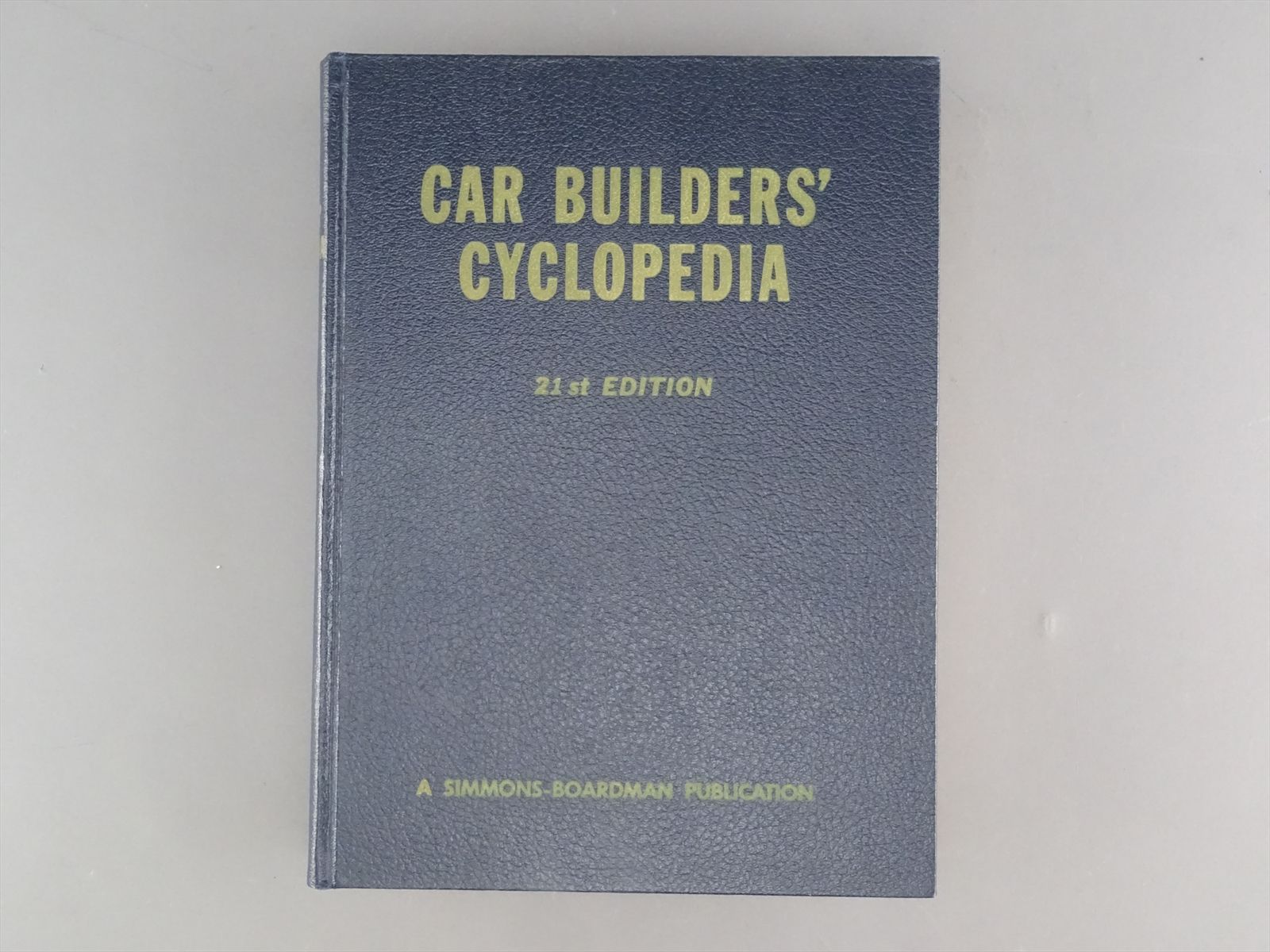 Railroad Book: 1961 Car Builders' Cyclopedia - C.L. Combes - 955 pages