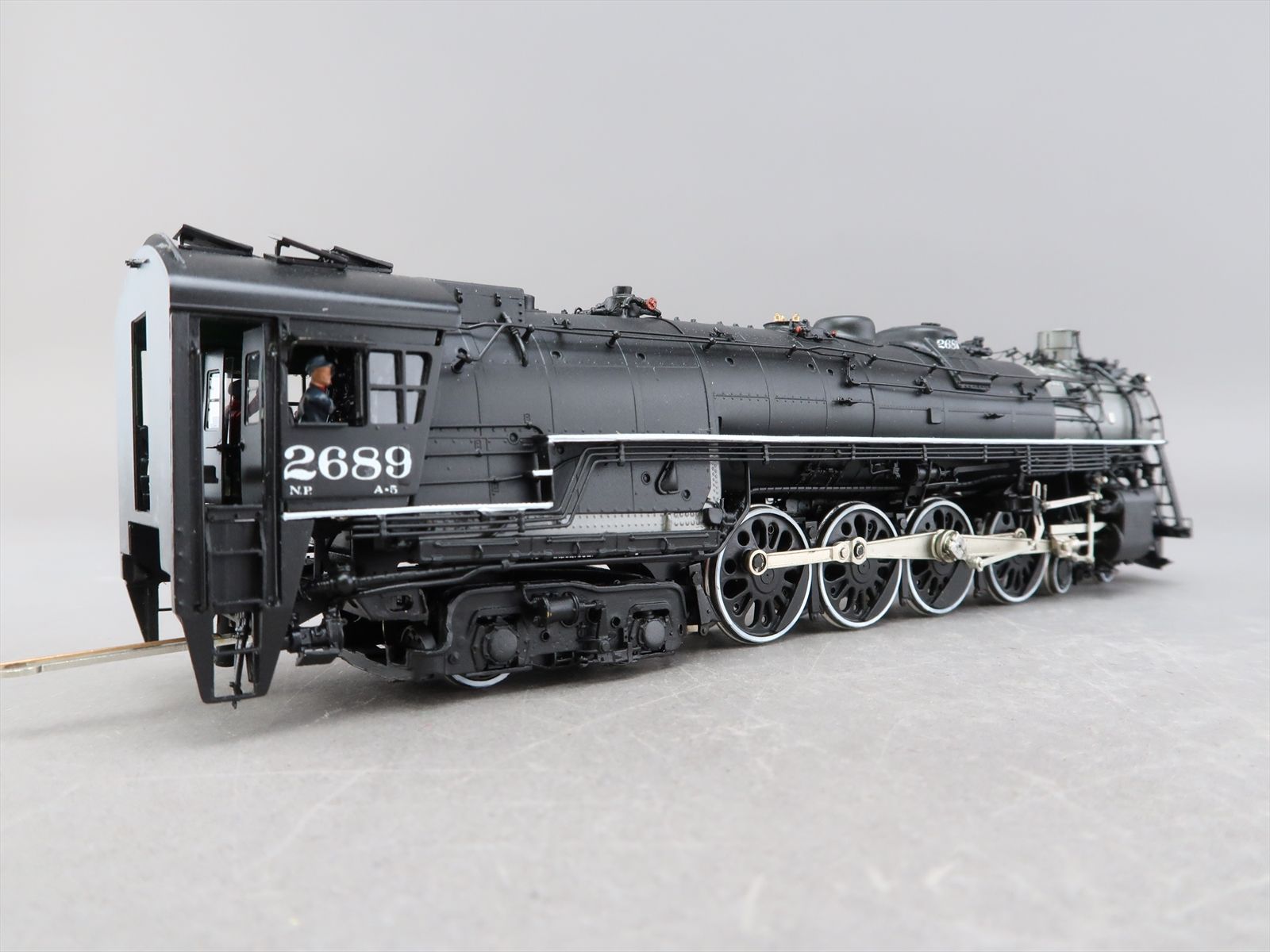 HO Brass Model - W&R NP Northern Pacific A-5 4-8-4 #2689 - Pro Paint ...