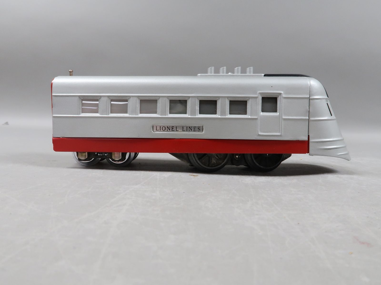O 3 Rail Diecast Model - Lionel Junior Streamliner Lionel Lines Three ...
