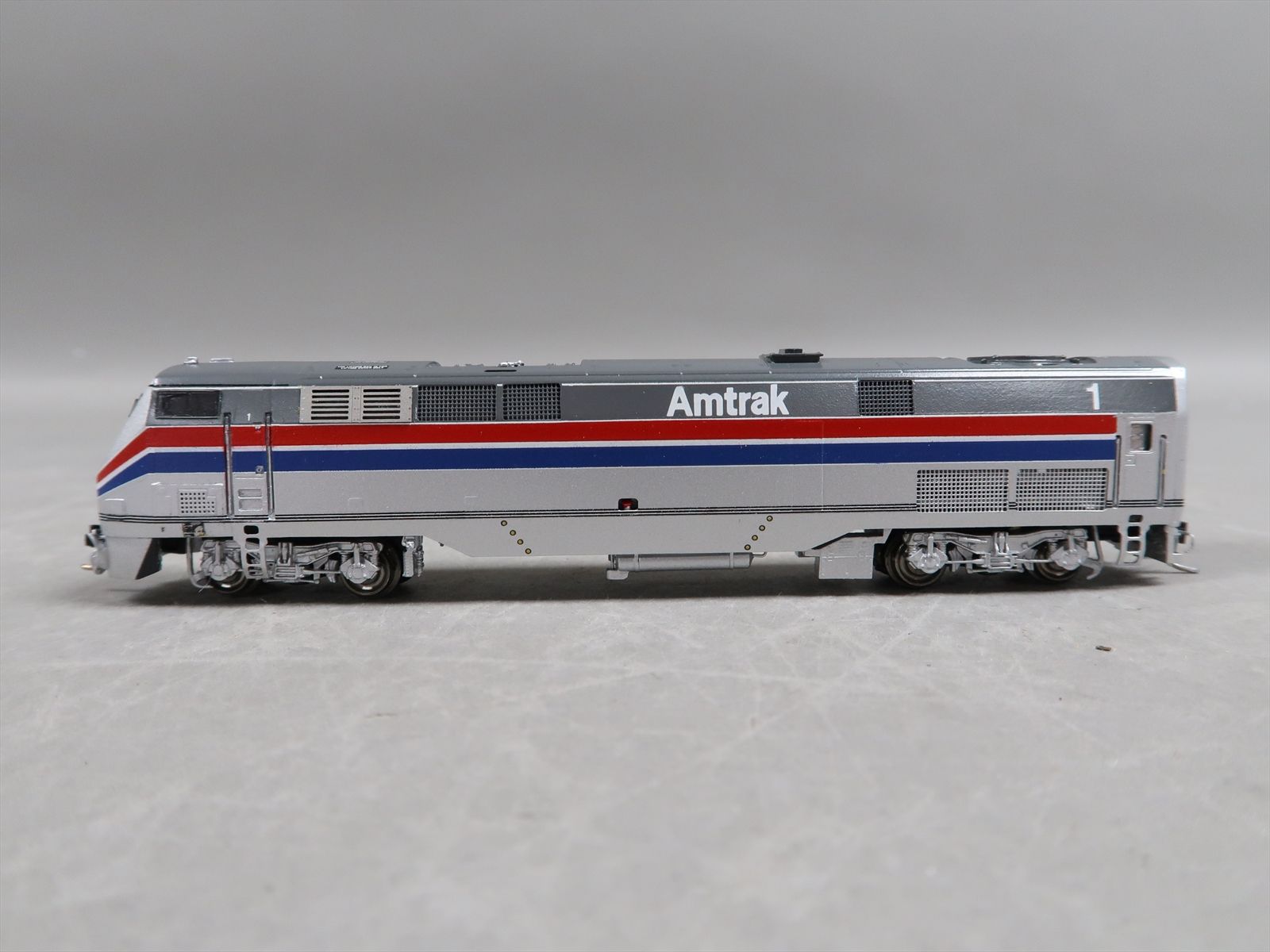 N Brass Model - OMI 2837.1 Amtrak Superliner II 9 Piece Set P42DC ...