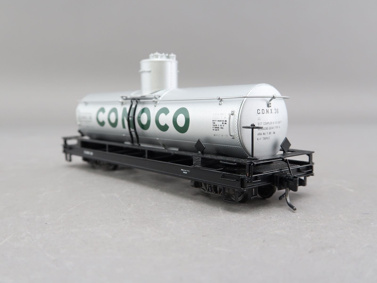 HOn3 Brass Model - DP 3088 Conoco Tank Car Silver #36 - F/P - 2003 Run ...