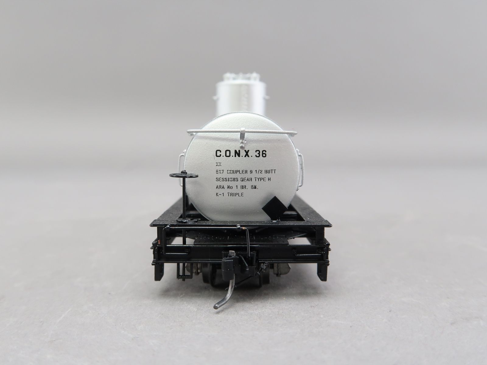 HOn3 Brass Model - DP 3088 Conoco Tank Car Silver #36 - F/P - 2003 Run - Juwon