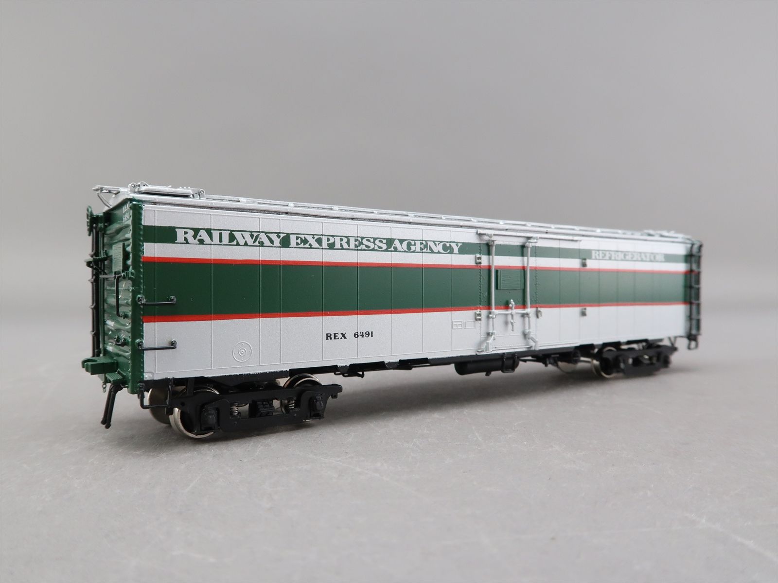 HO Brass Model - CIL 2141.1 REA Railway Express Agency Reefer Steel ...