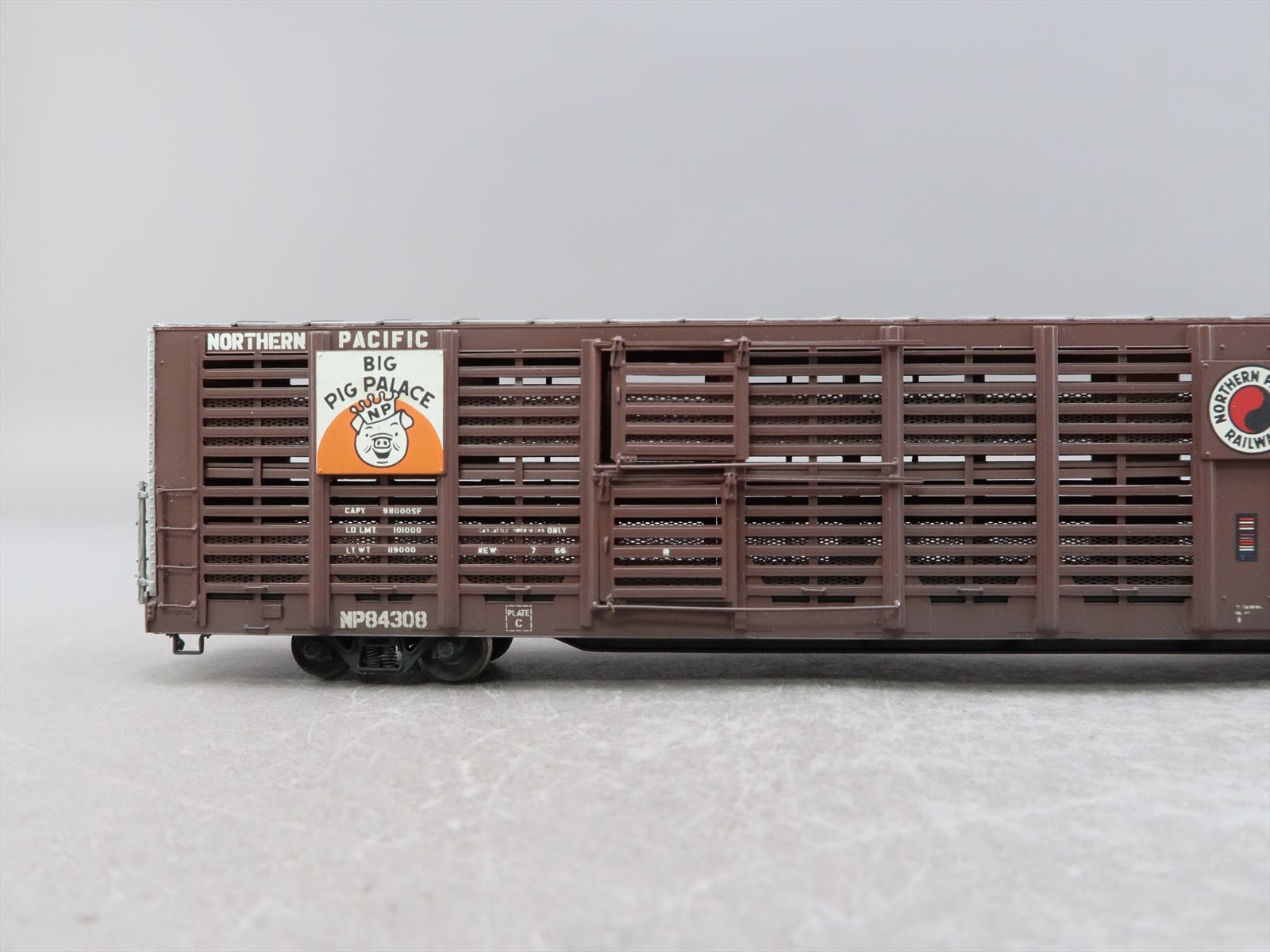 HO Brass Model - OMI 3004 NP Northern Pacific 85' Big Pig Palace ...