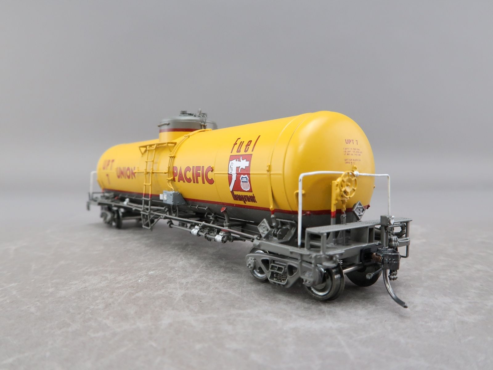 HO Brass Model - OMI 3351.1 UP UPT Union Pacific 20,000 Gallon Diesel ...