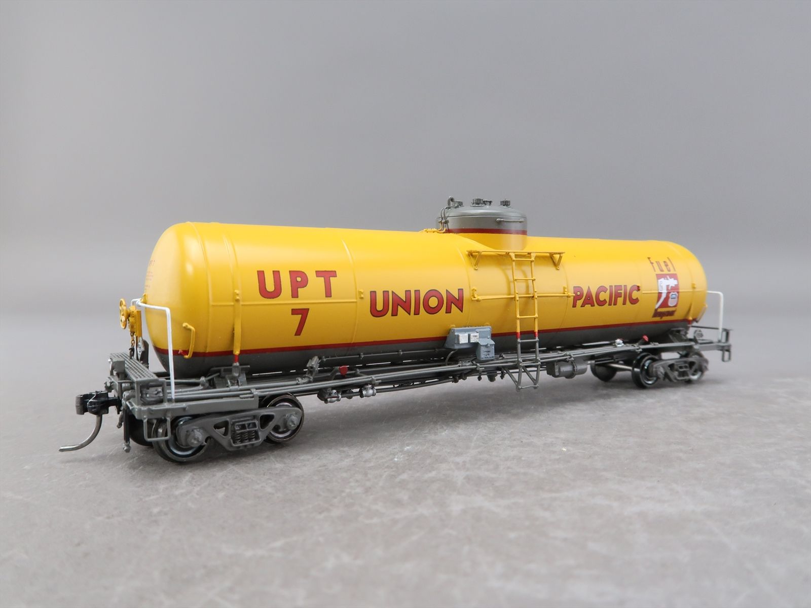 HO Brass Model - OMI 3351.1 UP UPT Union Pacific 20,000 Gallon Diesel ...