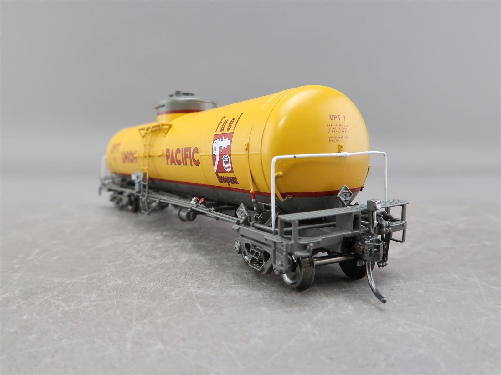 HO Brass Model - OMI 3351.1 UP UPT Union Pacific 20,000 Gallon Diesel ...