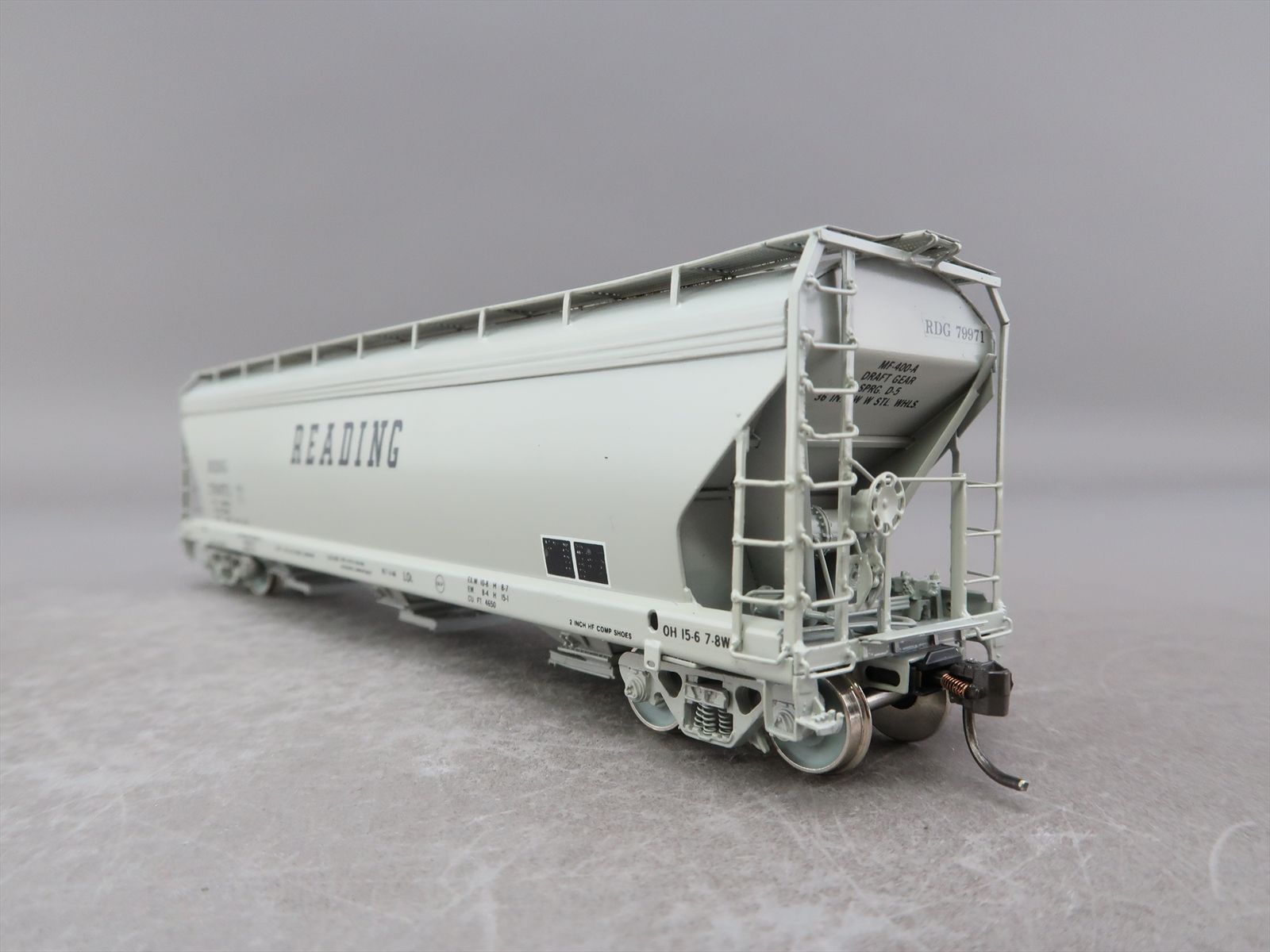 HO Brass Model - OMI 3091 RDG Reading ACF 3 Bay Centerflow 4650 Covered ...