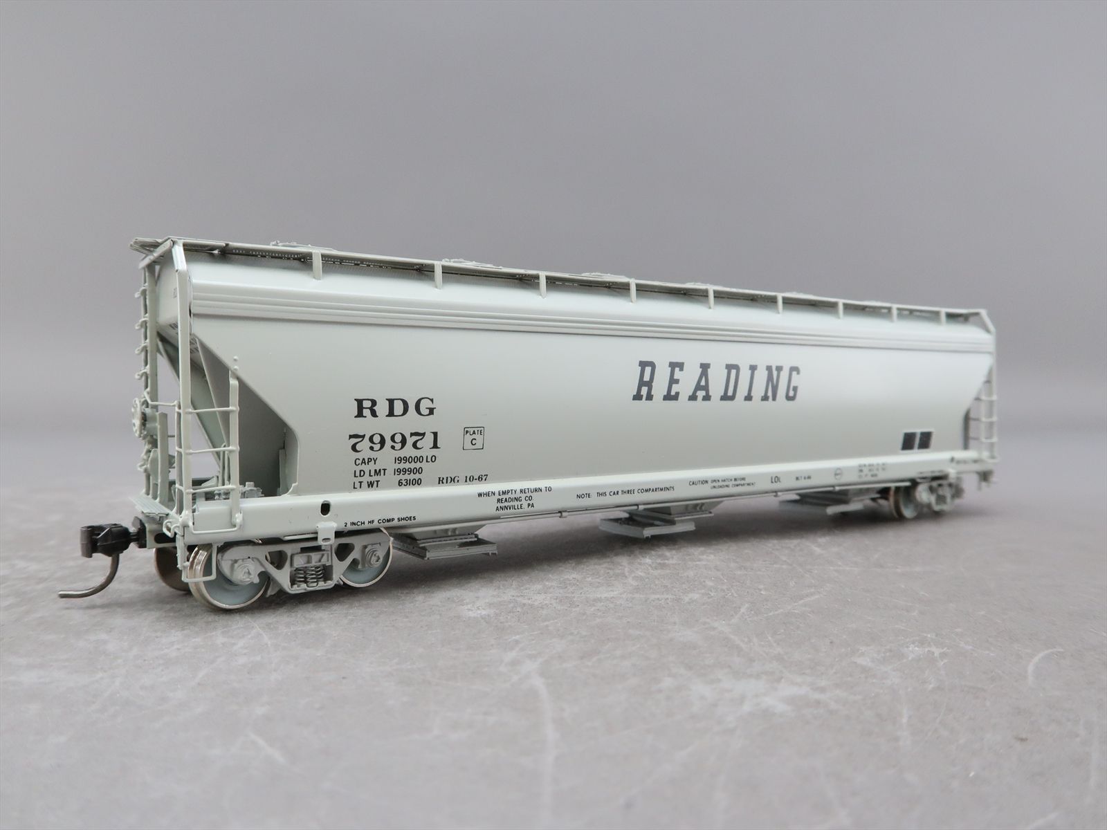 HO Brass Model - OMI 3091 RDG Reading ACF 3 Bay Centerflow 4650 Covered ...