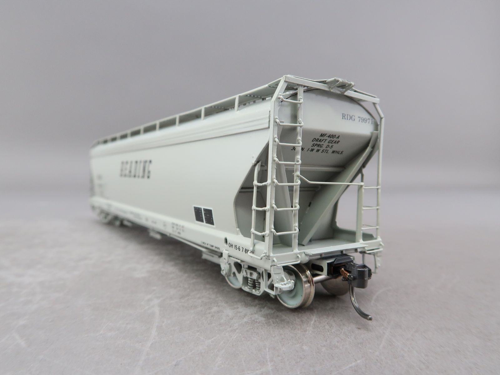 HO Brass Model - OMI 3091 RDG Reading ACF 3 Bay Centerflow 4650 Covered ...