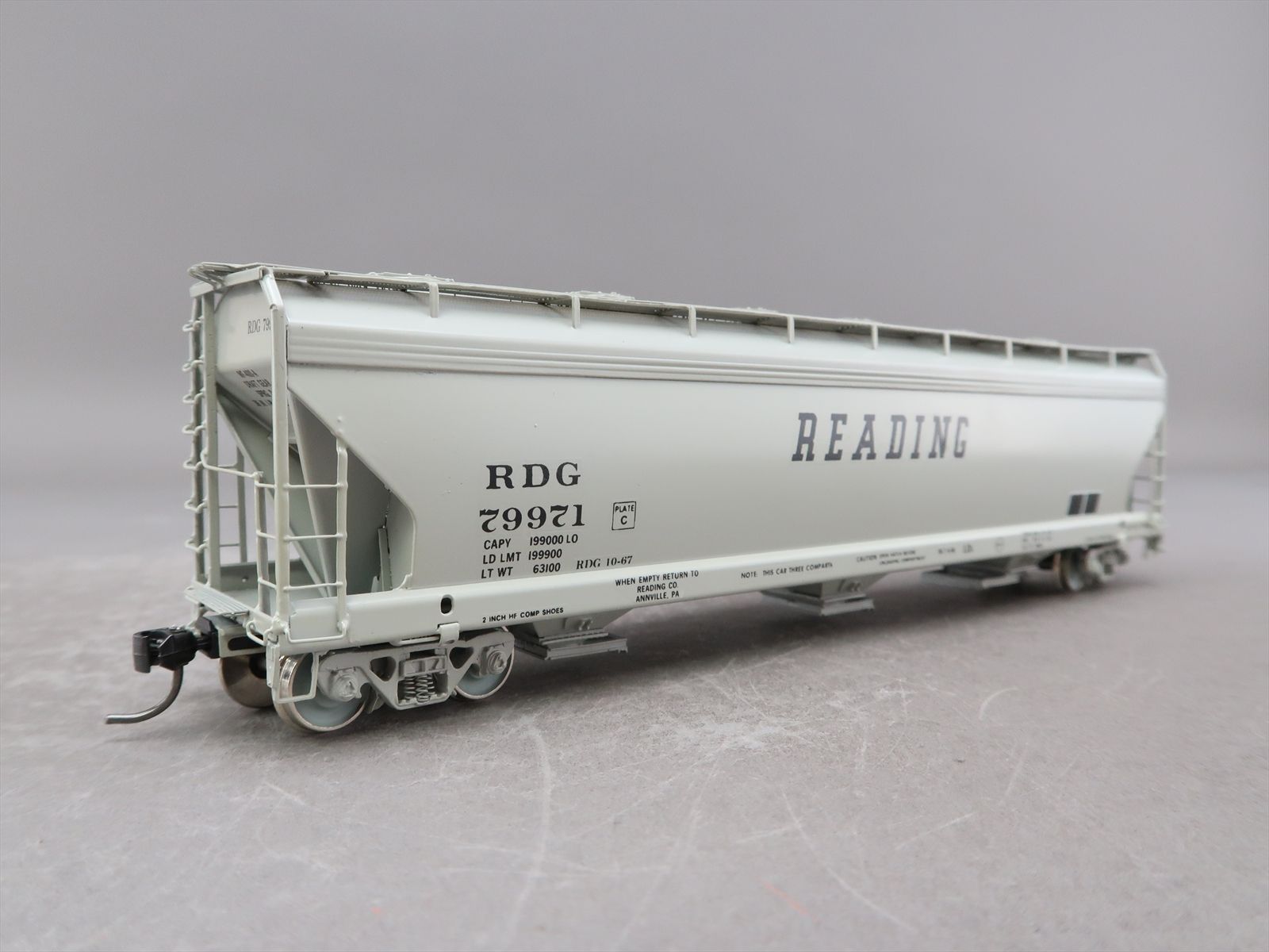 HO Brass Model - OMI 3091 RDG Reading ACF 3 Bay Centerflow 4650 Covered ...