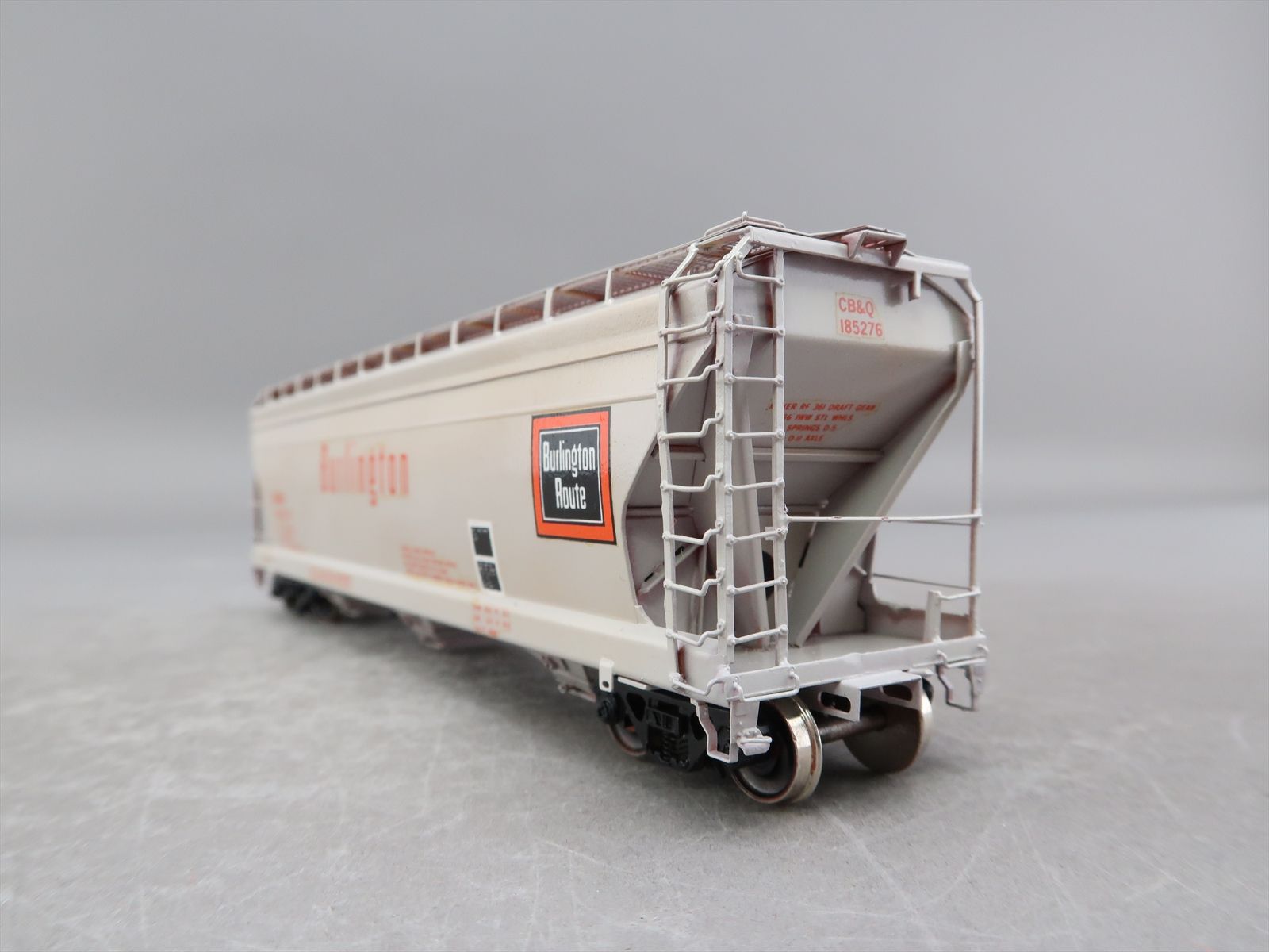 HO Brass Model - OMI 3092 CB&Q Burlington ACF Centerflow Covered Hopper ...