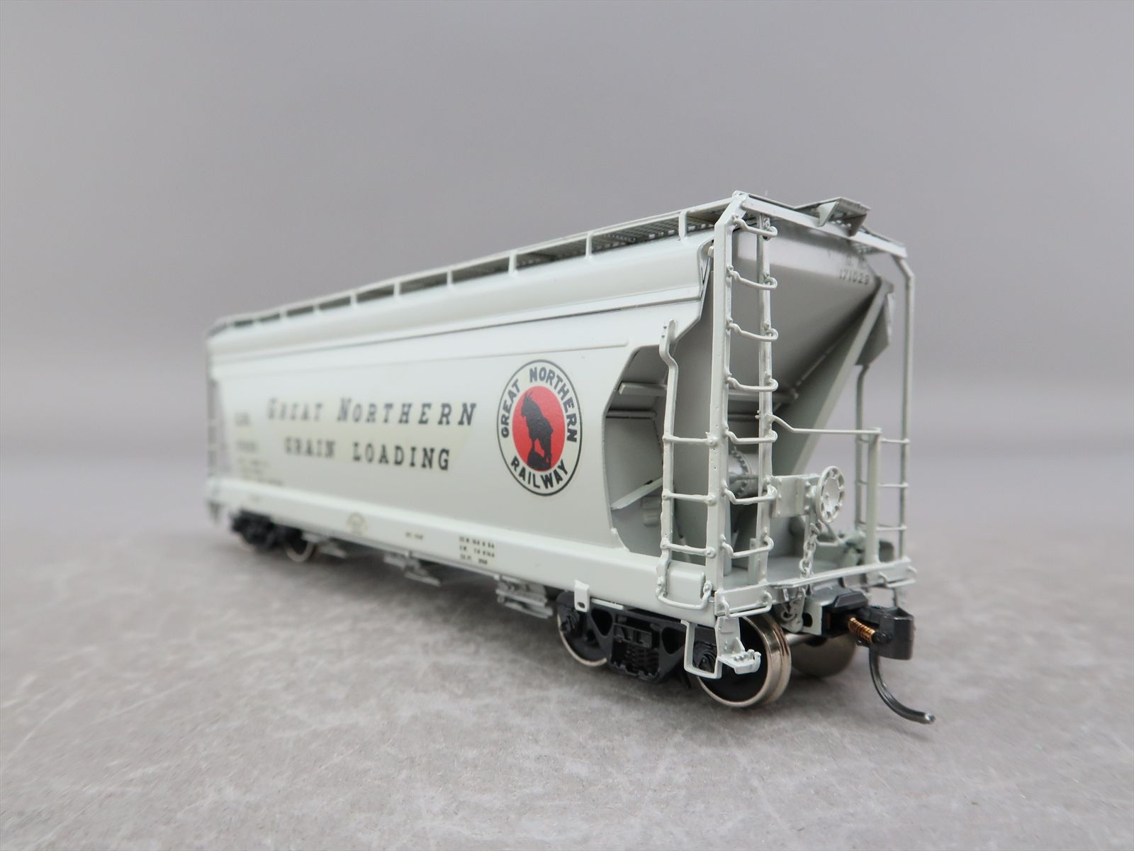 HO Brass Model - OMI 3094 GN Great Northern ACF 3 Bay Centerflow 3560 ...