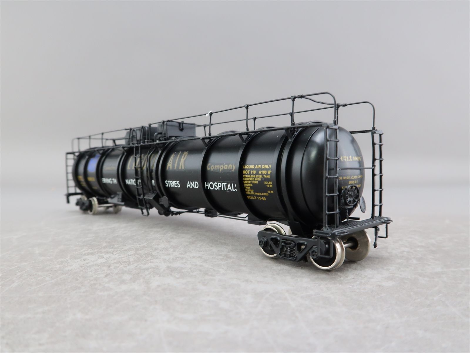 HO Brass Model - OMI 3029 UTLX Canadian Liquid Air Company 61' Liquid ...