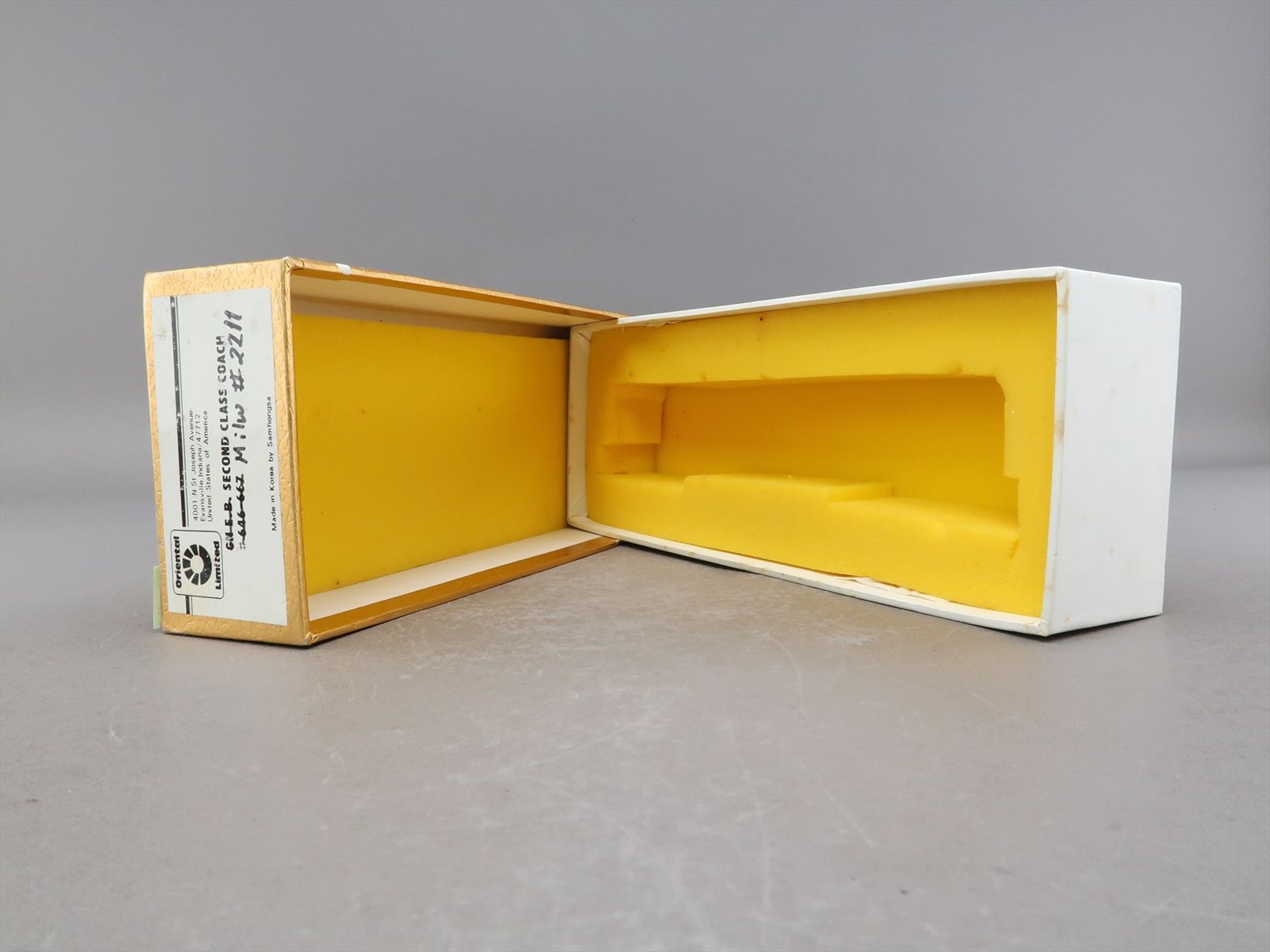 HO Brass Model - Oriental MILW Milwaukee 2nd Second Class Coach #2211 ...