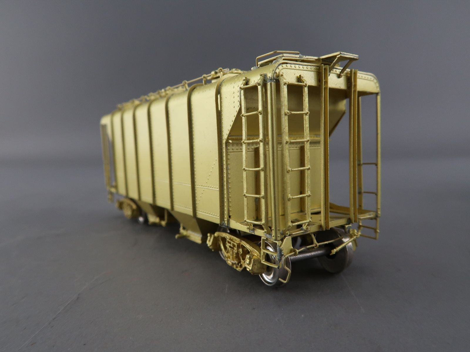 HO Brass Model - OMI 1390 B&O Baltimore & Ohio N-34 Covered Hopper ...