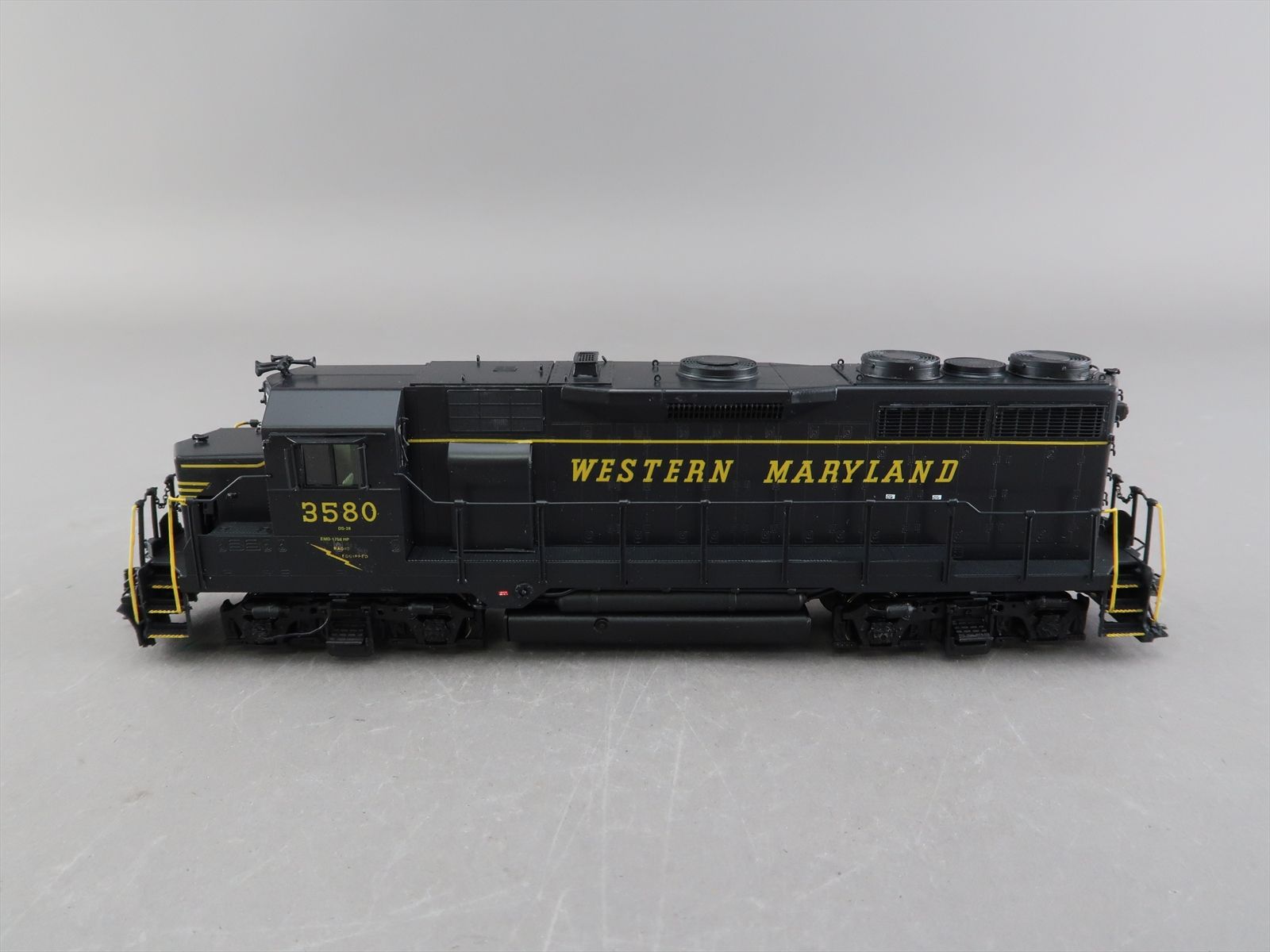 HO Brass Model - OMI 5052 WM Western Maryland GP35 #3580 - Pro Paint by ...