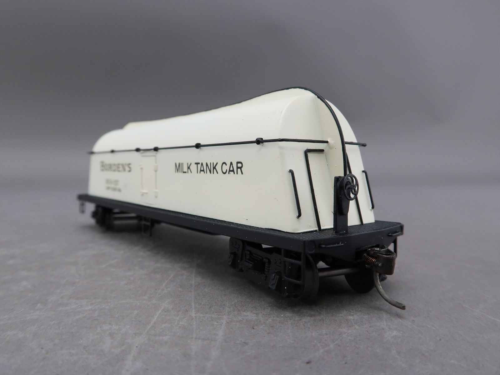 HO Brass Model - NPP BFIX Borden's 12,000 Gallon Milk Tank Car w/ Fin ...