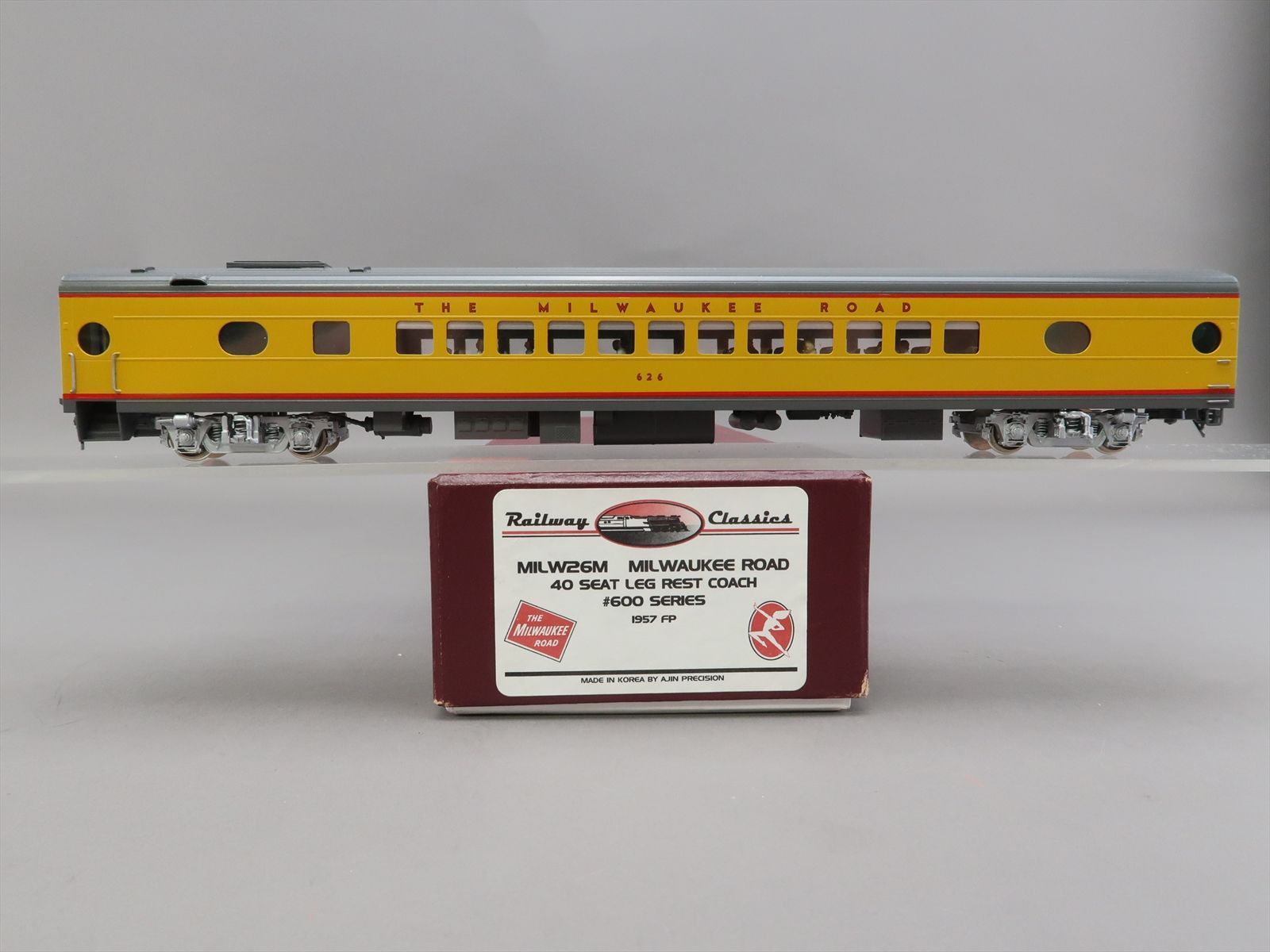 HO Brass Model - RWC MILW26M Milwaukee 40-Seat Leg Rest Coach #626 1957 ...