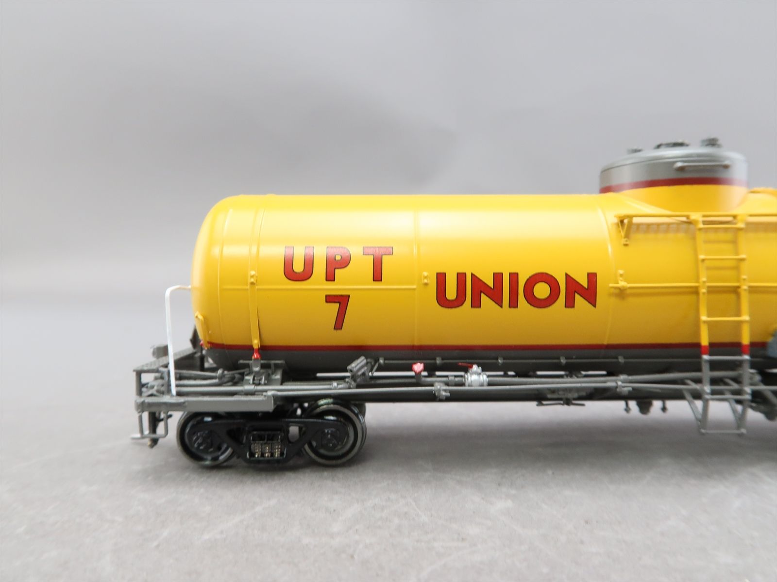 HO Brass Model - OMI 3351.1 UP UPT Union Pacific 20,000 Gallon Diesel ...