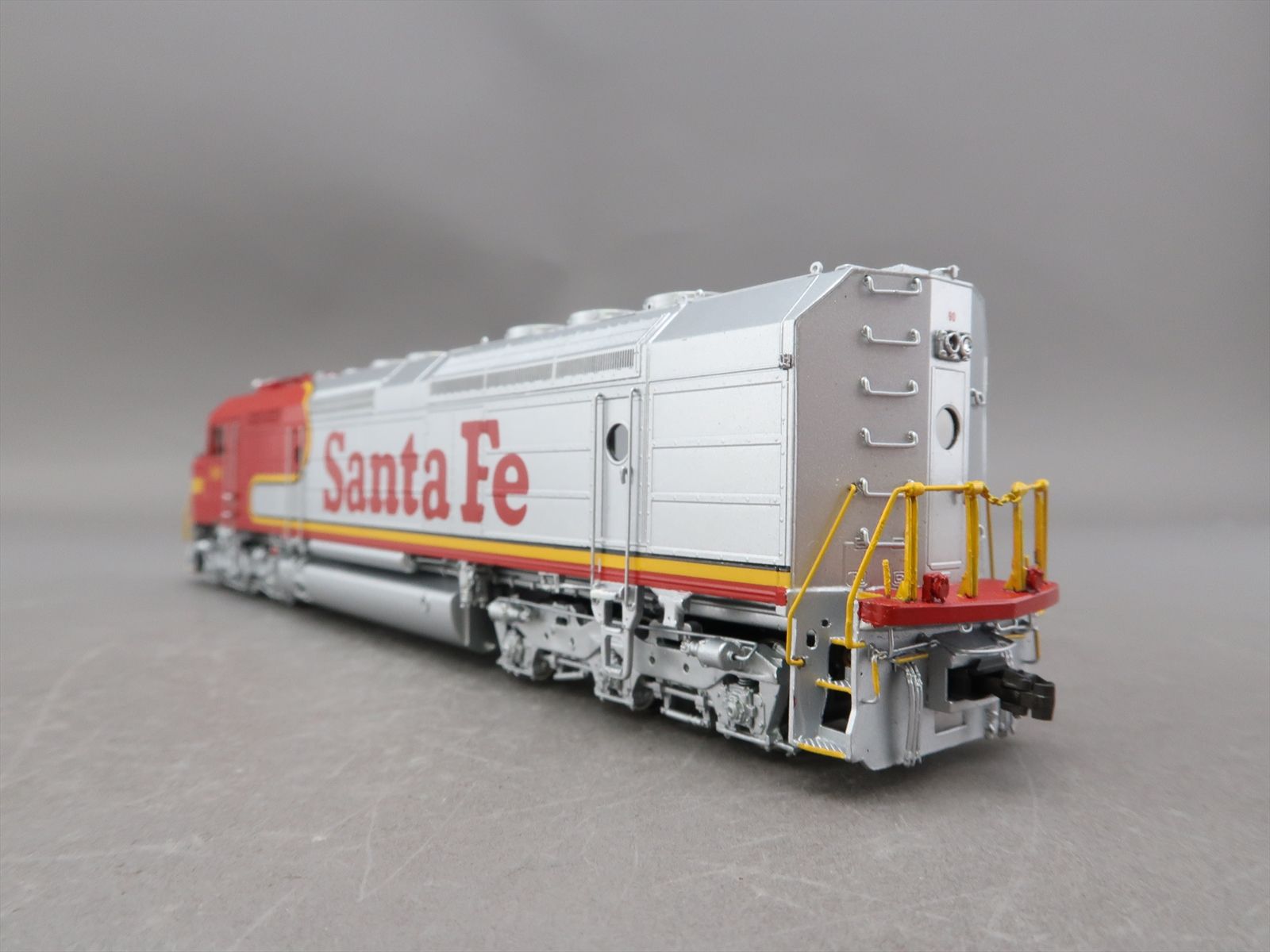 HO Brass Model - OMI 5675.1 AT&SF Santa Fe FP45 1995 Era Freight #90 - F/P - 1998 Run - Ajin