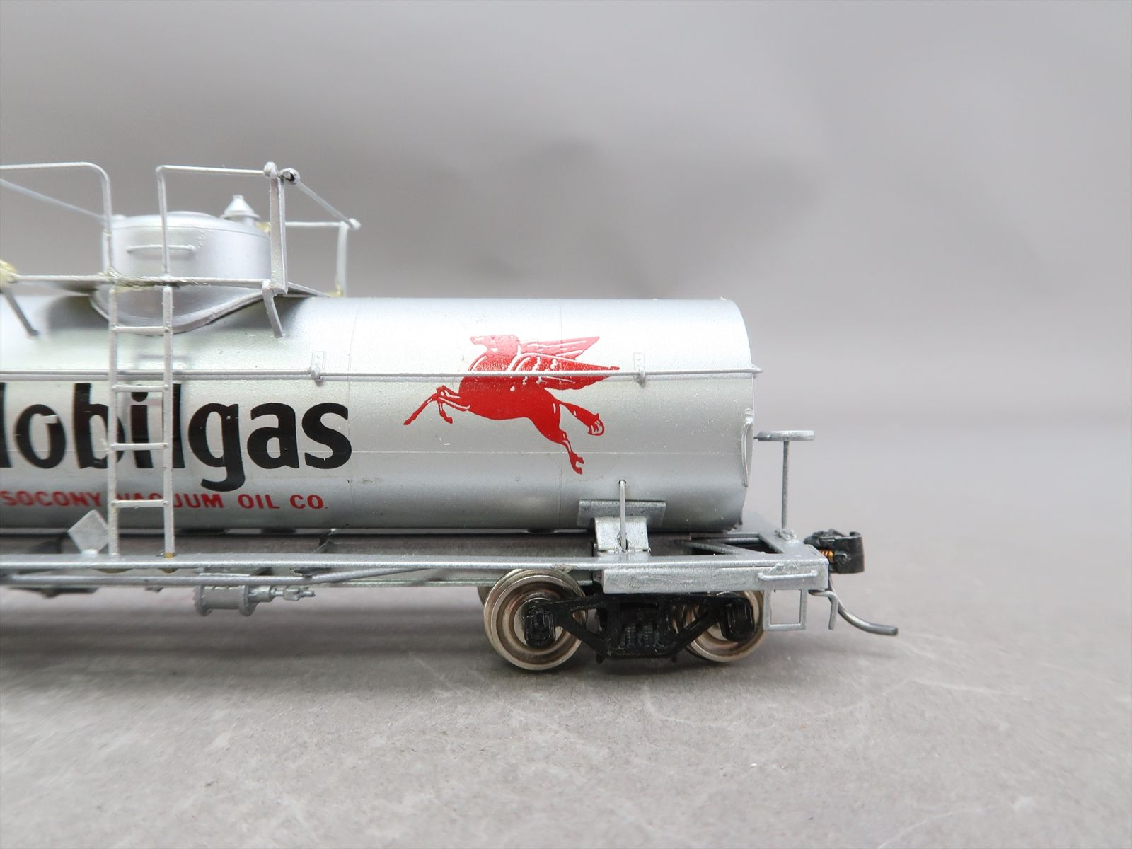 HO Brass Model - PSC 15656 SOVX Mobilgas 8,000 Gallon Tank Car Silver ...