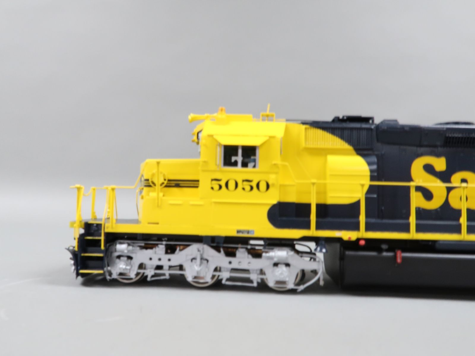 O Brass Model - OMI 0501 AT&SF Santa Fe SD40-2 #5050 - Custom - 1990 ...