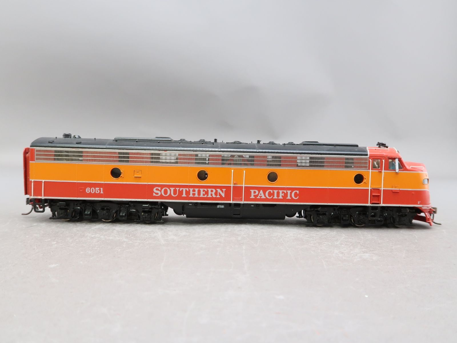HO Brass Model - Oriental SP Southern Pacific E9 E9A #6051 - Custom - 1989 Run - Samhongsa
