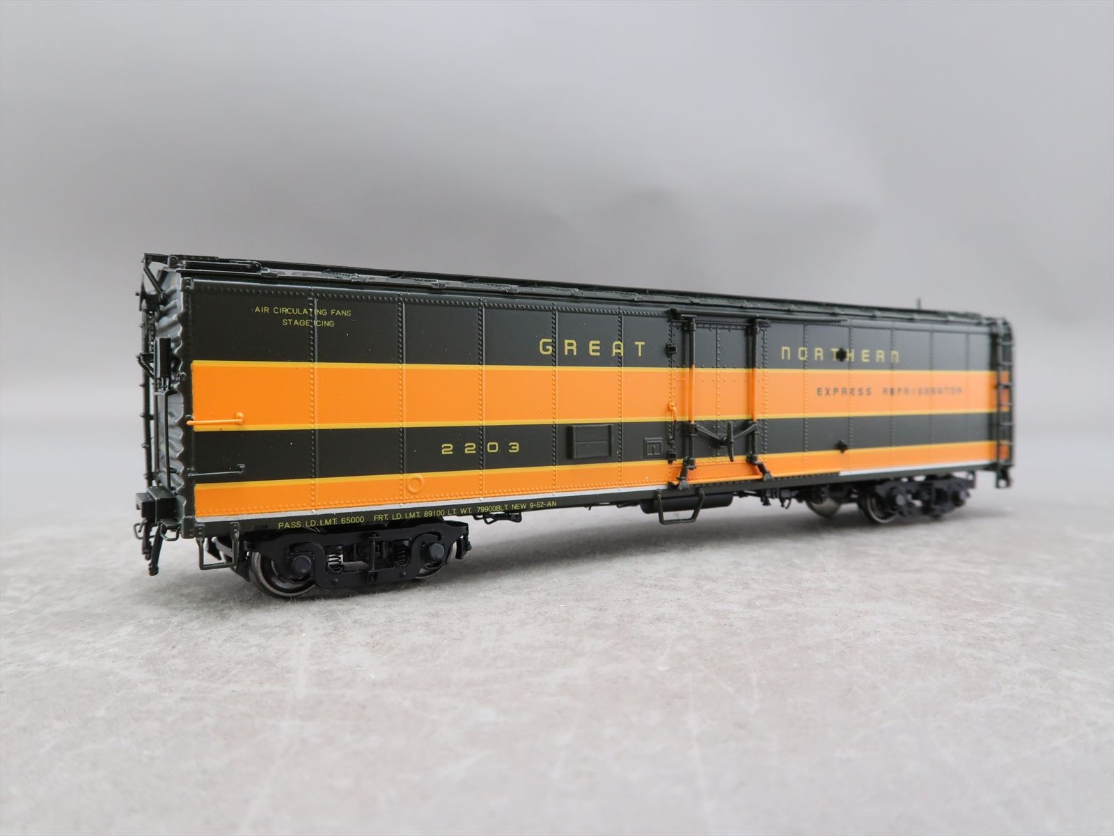 HO Brass Model - CIL 2306.2 GN Great Northern 52' Steel Express Ice ...