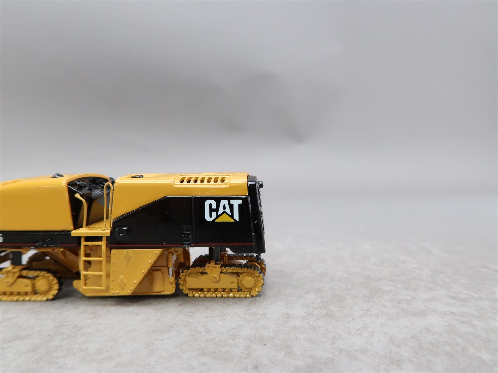 HO Brass Model - CCM Classic Construcion Models CAT PM-465 Cold Planer ...