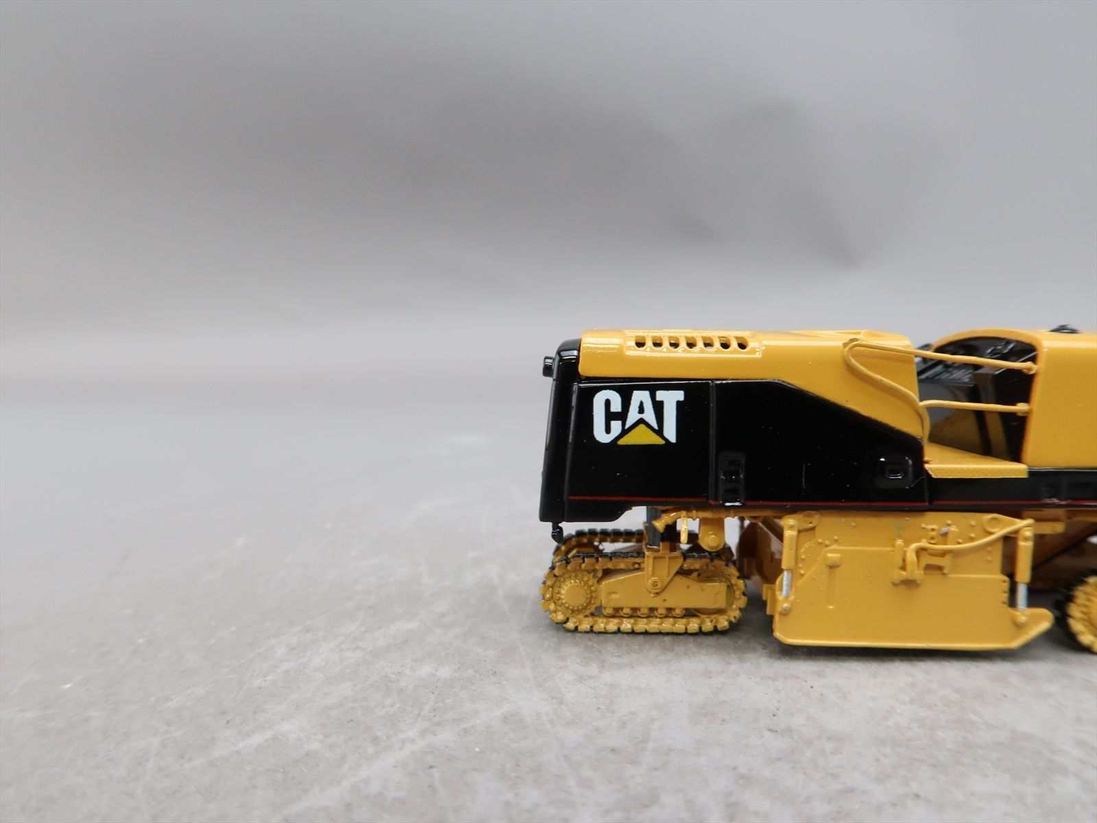 HO Brass Model - CCM Classic Construcion Models CAT PM-465 Cold Planer ...