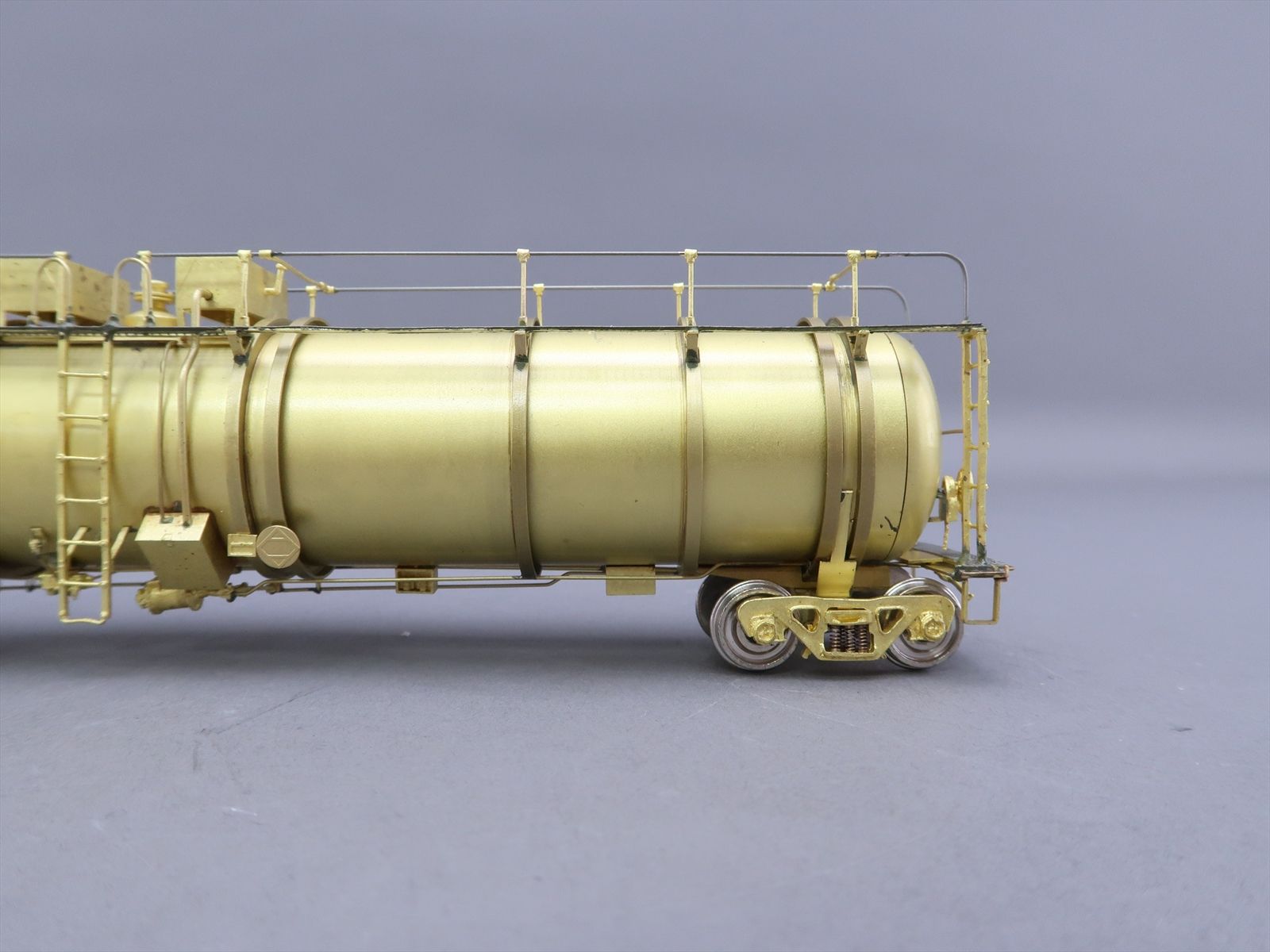HO Brass Model - OMI 3029 61' Liquid Air Tank Car 15000 Gallon ...