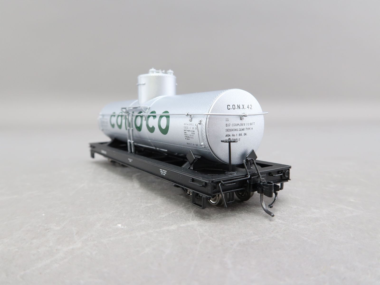HOn3 Brass Model - DP 3073.1 CONX Conoco Tank Car #42 Wide Dome - F/P Silver - 2019 Run - Juwon