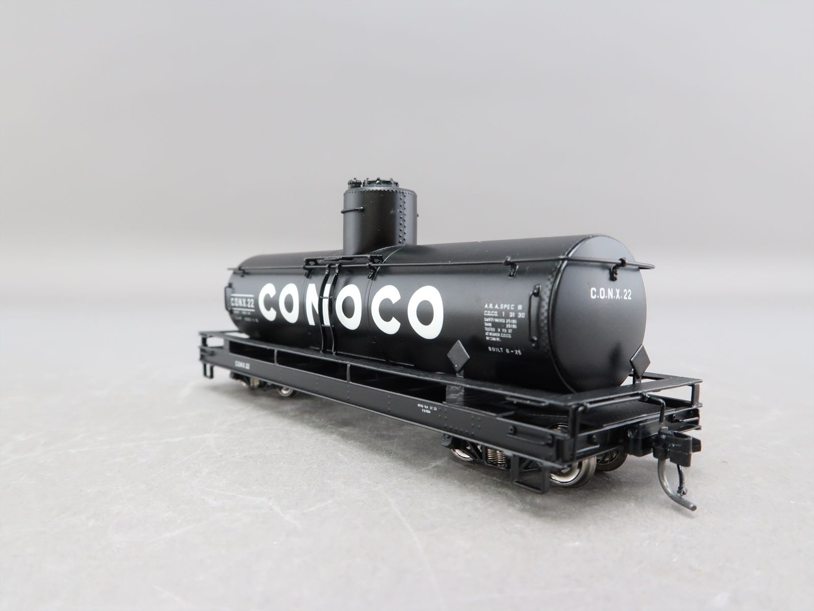 HOn3 Brass Model - DP 3078.1 CONX Conoco Tank Car #22 Narrow Dome - F/P - Black - 2019 Run - Juwon