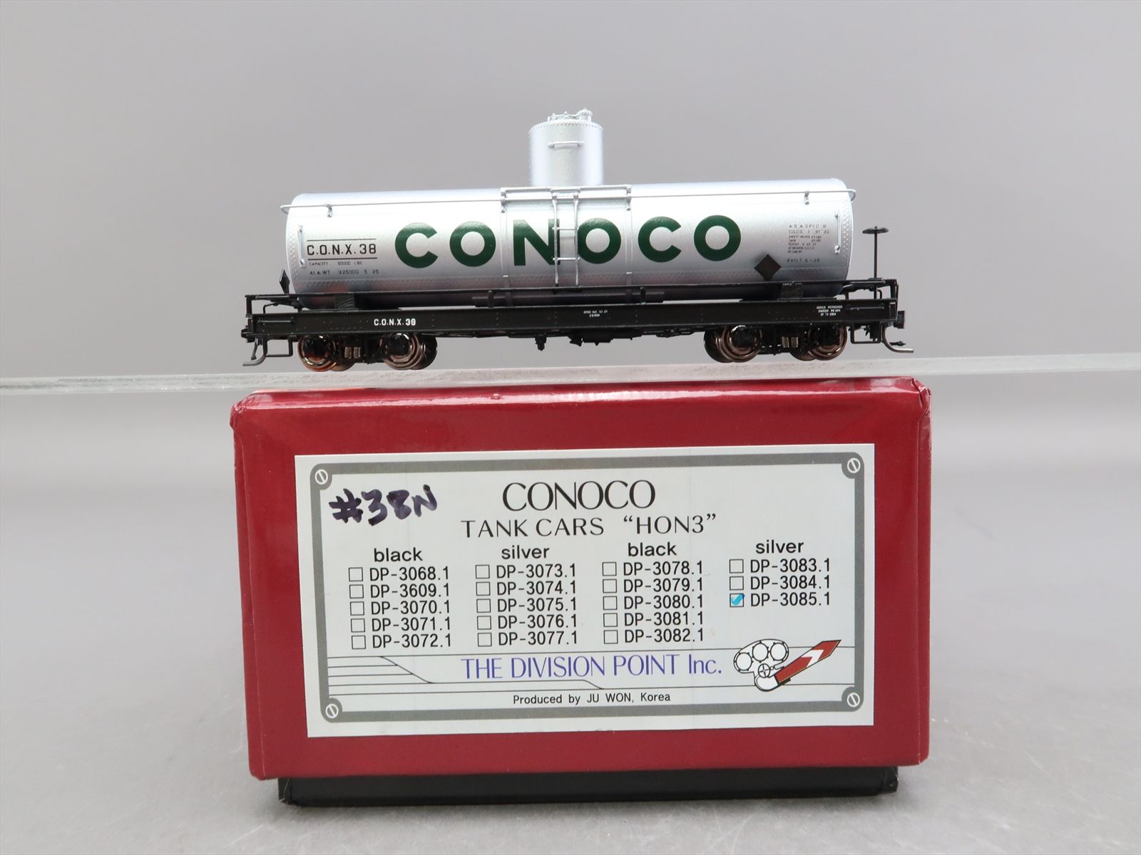 HOn3 Brass Model - DP 3085.1 CONX Conoco Tank Car #38 Narrow Dome - F/P Silver - 2019 Run - Juwon