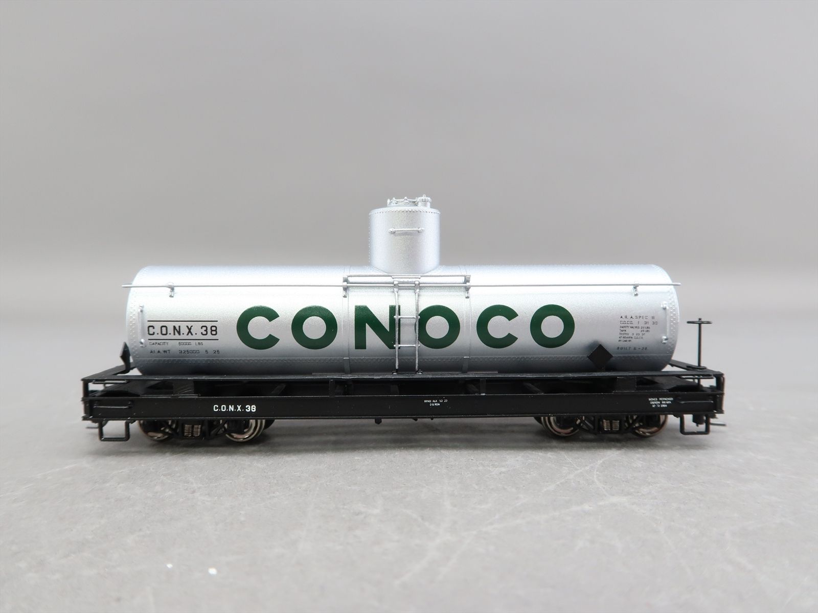 HOn3 Brass Model - DP 3085.1 CONX Conoco Tank Car #38 Narrow Dome - F/P ...