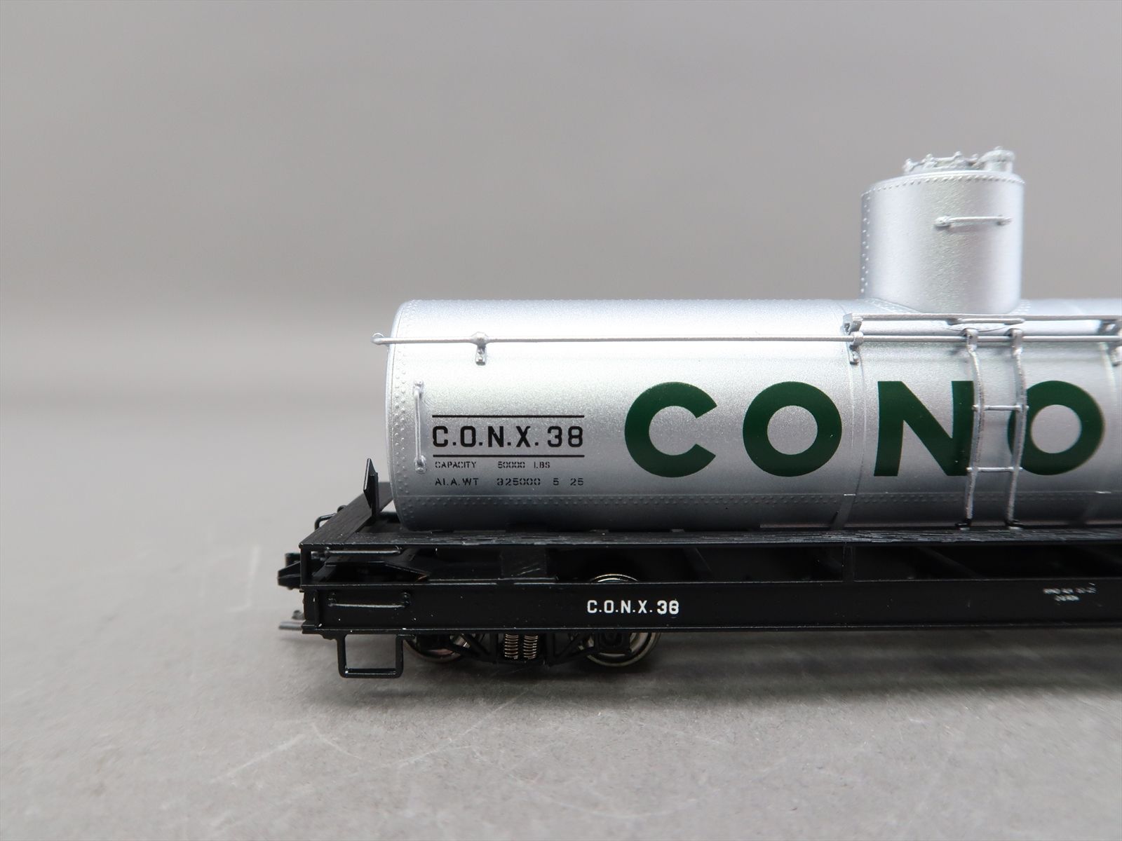 HOn3 Brass Model - DP 3085.1 CONX Conoco Tank Car #38 Narrow Dome - F/P Silver - 2019 Run - Juwon