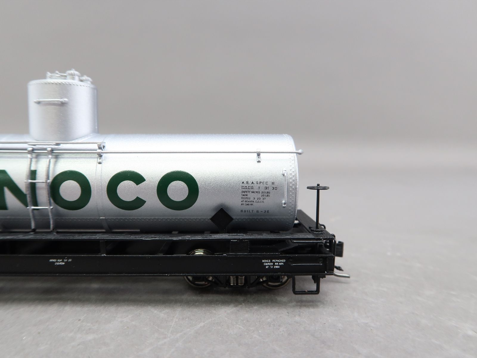 HOn3 Brass Model - DP 3085.1 CONX Conoco Tank Car #38 Narrow Dome - F/P Silver - 2019 Run - Juwon
