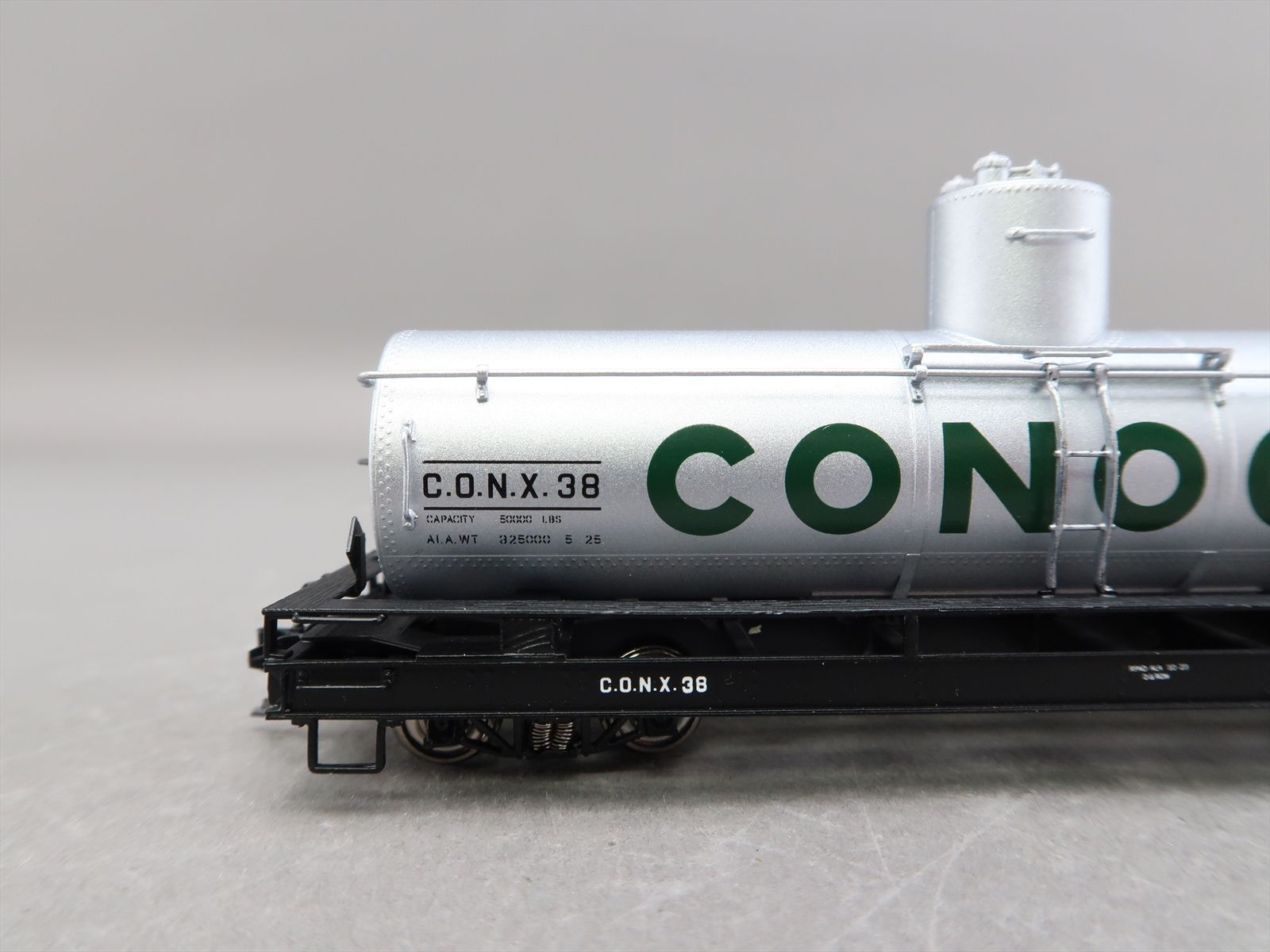 HOn3 Brass Model - DP 3085.1 CONX Conoco Tank Car #38 Narrow Dome - F/P Silver - 2019 Run - Juwon