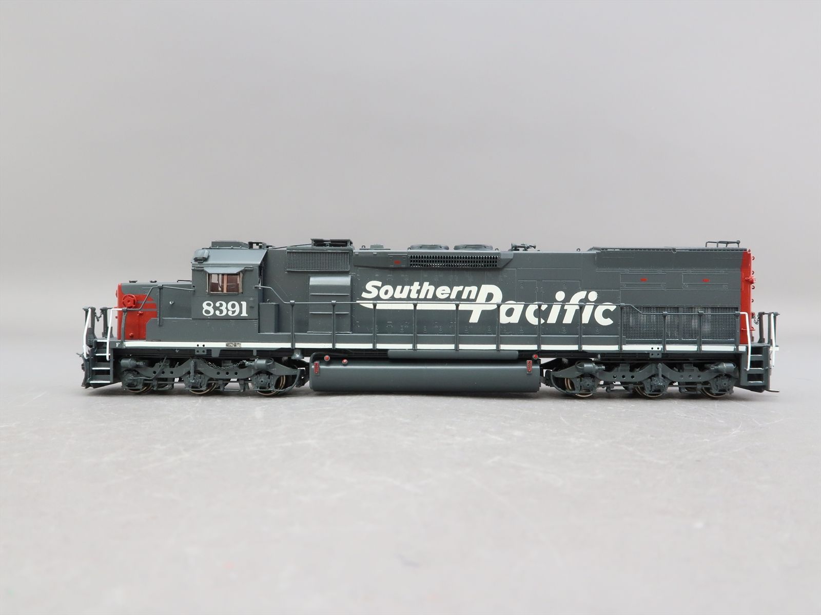 HO Brass Model - OMI 6274.1 SP Southern Pacific Road SD40T-2 Diesel #8391 - F/P - 1994 Run - Ajin