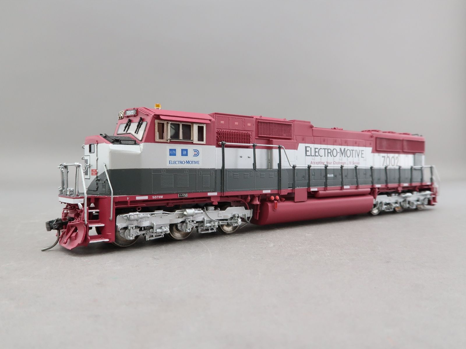 HO Brass Model - OMI 5813.1 EMD Demonstrator SD70M Demo #7002 - F/P - 1995 Run - Ajin