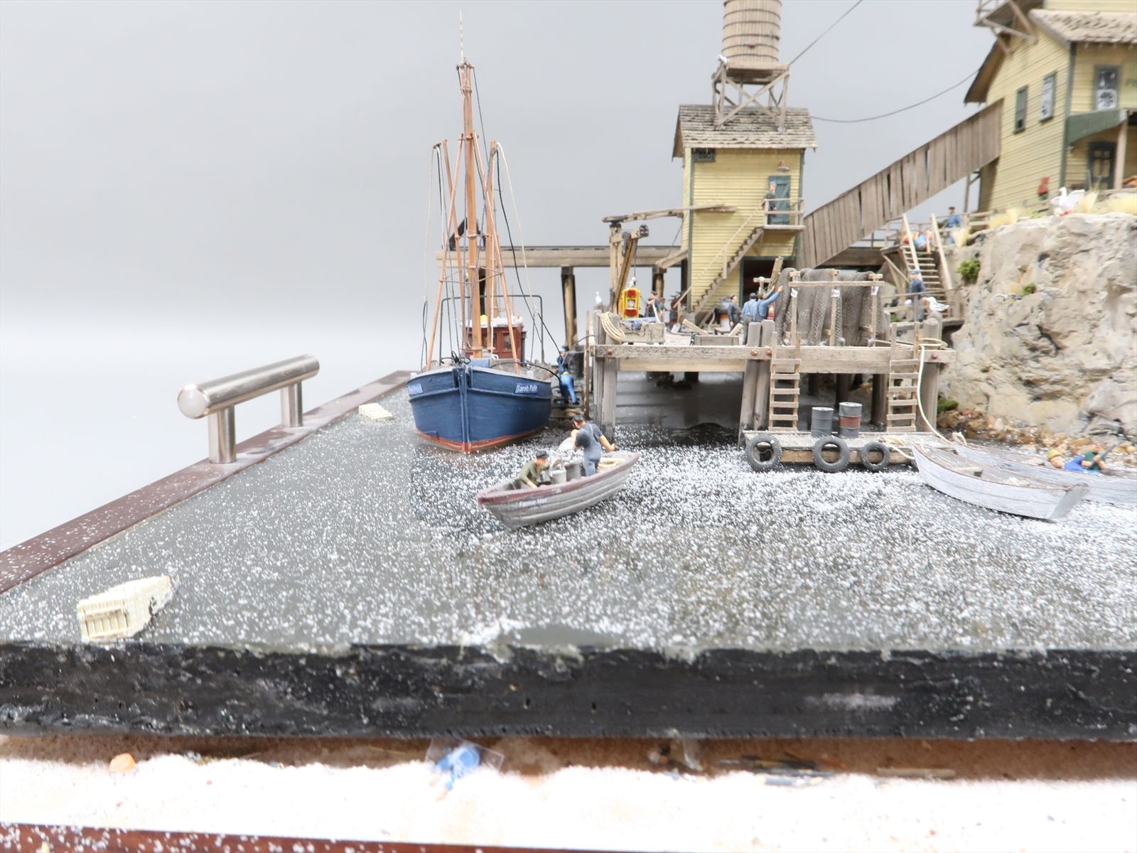 HO 1:87 FSM 18 x 24 Diorama - Pro Built by M. Cain & O. Bama - Kit Bash ...