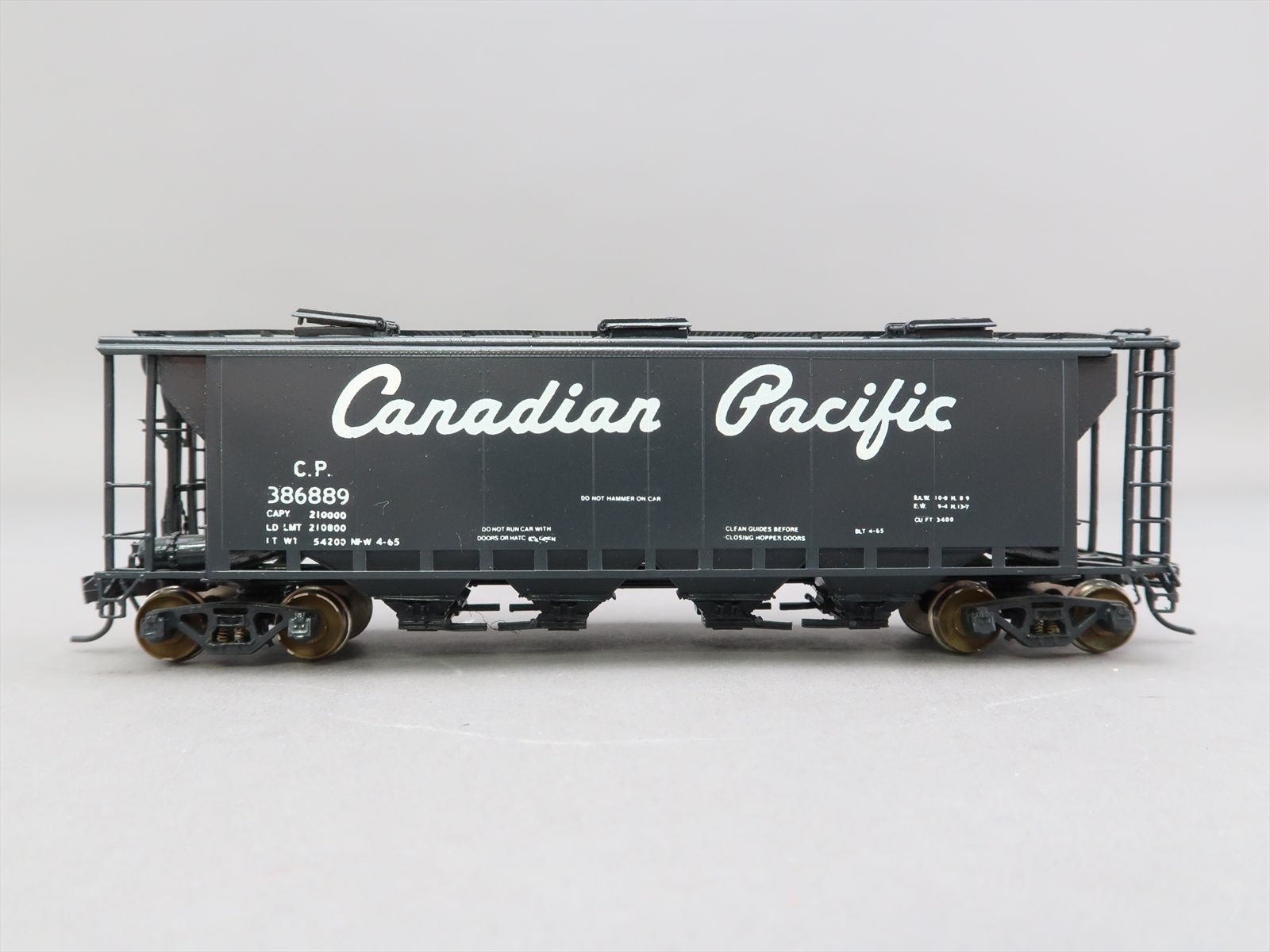 HO Brass Model - OMI 3181 CP CPR Canadian Pacific Slab Side Covered Hopper #386889 - Pro Paint ...