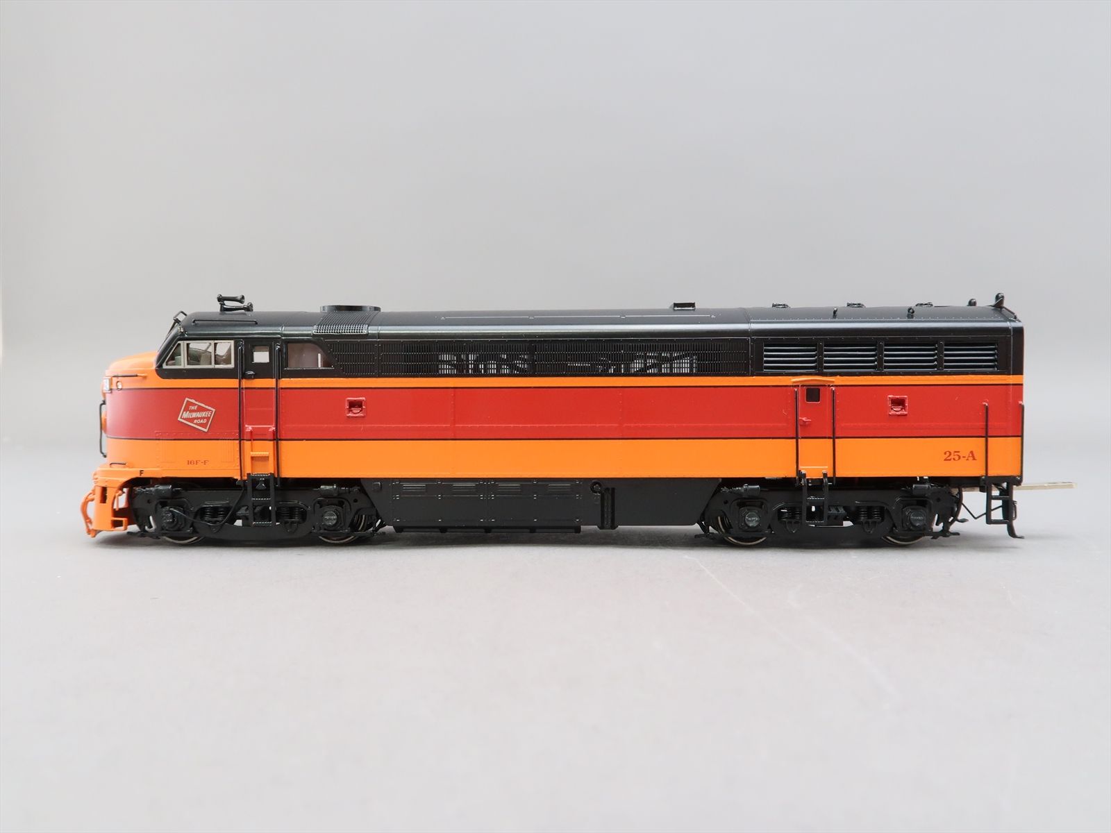 HO Brass Model - OMI 6732.1 Milwaukee ABA CFA 16-4 & CFB 16-4 Set #25A ...