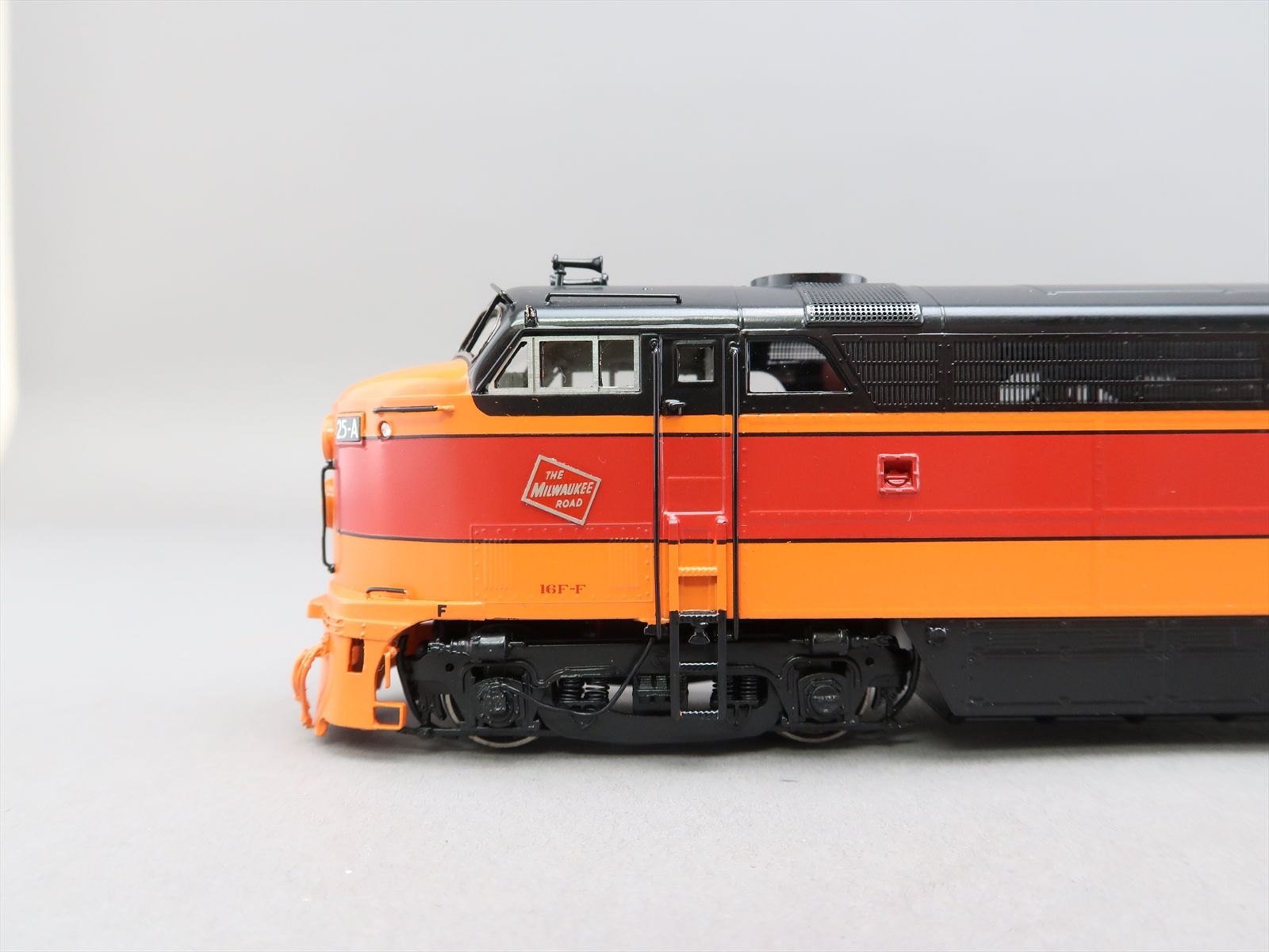 HO Brass Model - OMI 6732.1 Milwaukee ABA CFA 16-4 & CFB 16-4 Set #25A ...